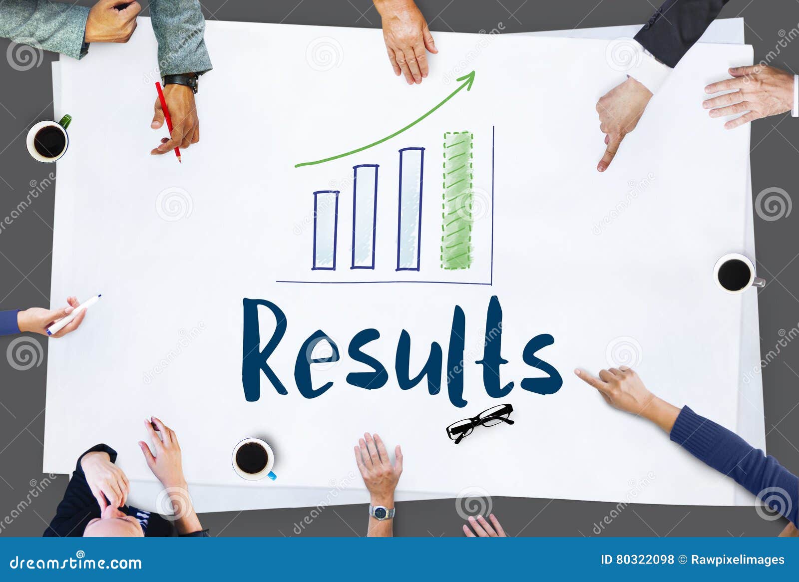 Concept De Team Work Calculating Result Photo stock - Image du analyse ...