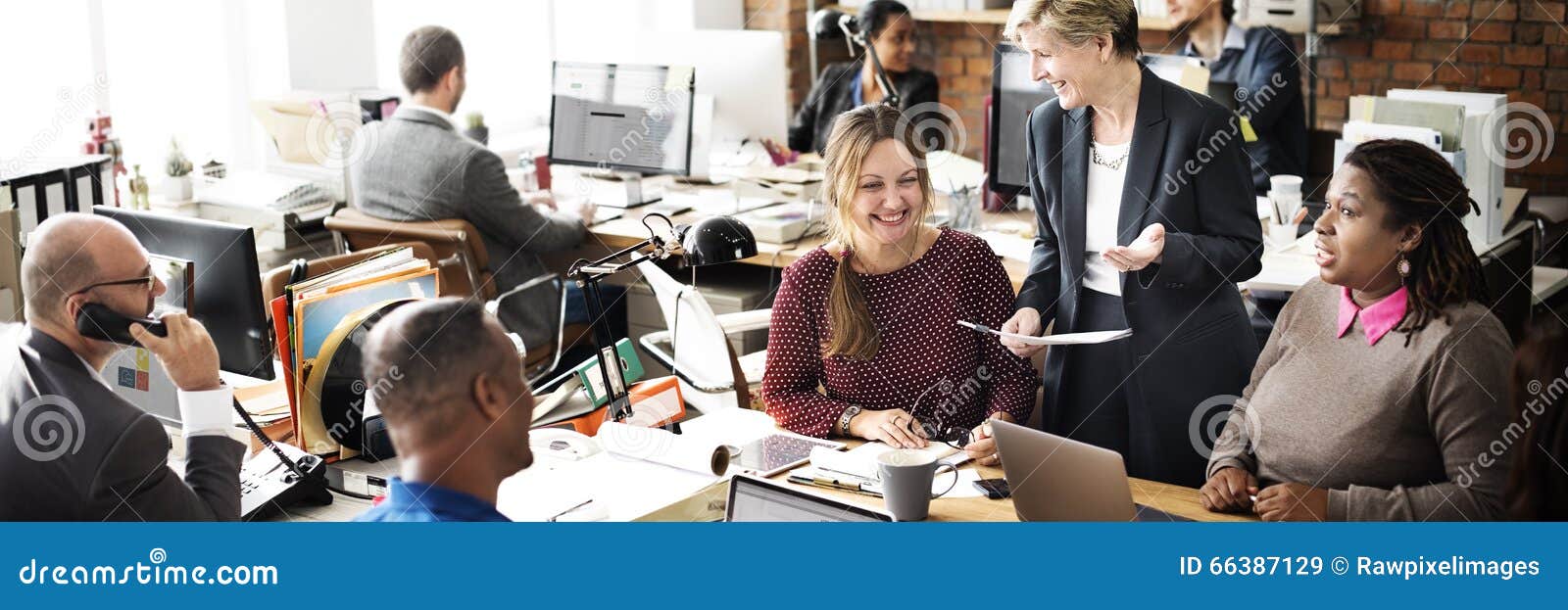 Concept Het Bedrijfs Van Team Discussion Team Customer Service Stock ...