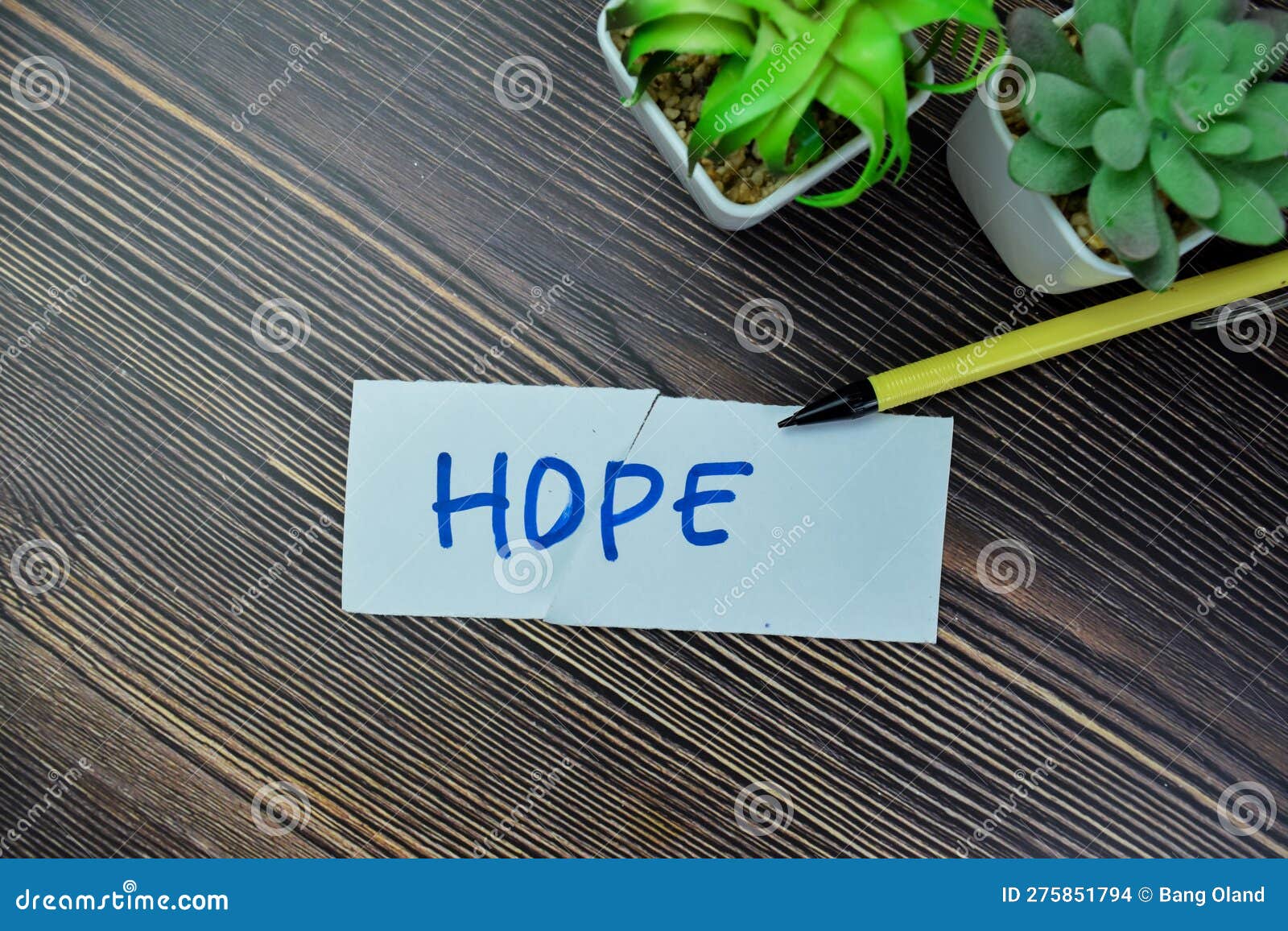 Concept of Hope Write on Sticky Notes Isolated on Wooden Table Stock ...