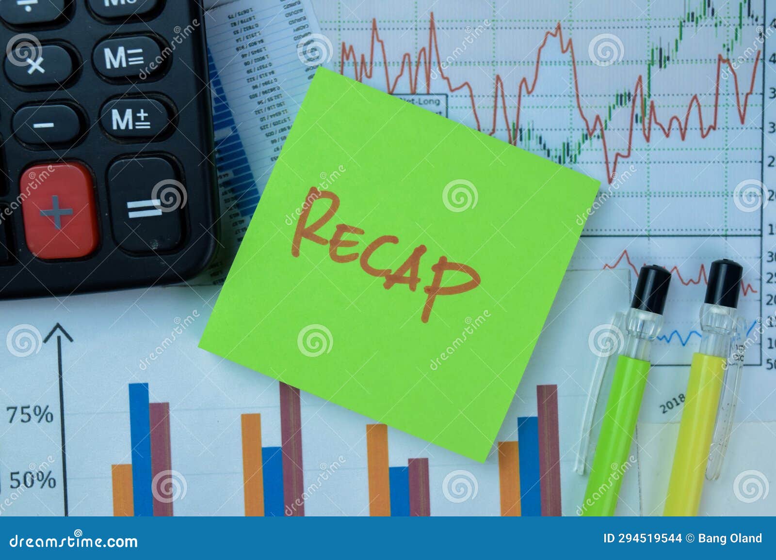 Concept of Recap Write on Sticky Notes Isolated on Wooden Table Stock ...
