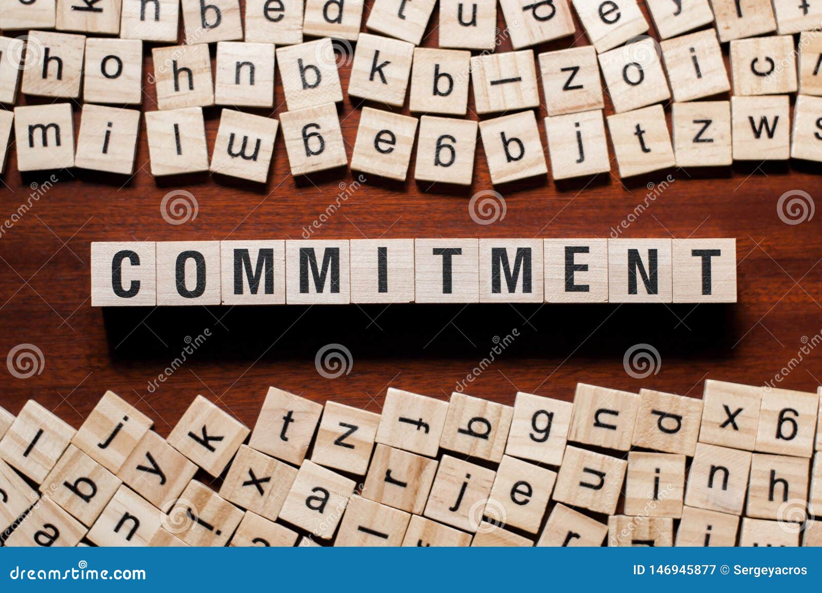 Concepto De La Palabra Del Compromiso En Los Cubos Imagen de archivo ...