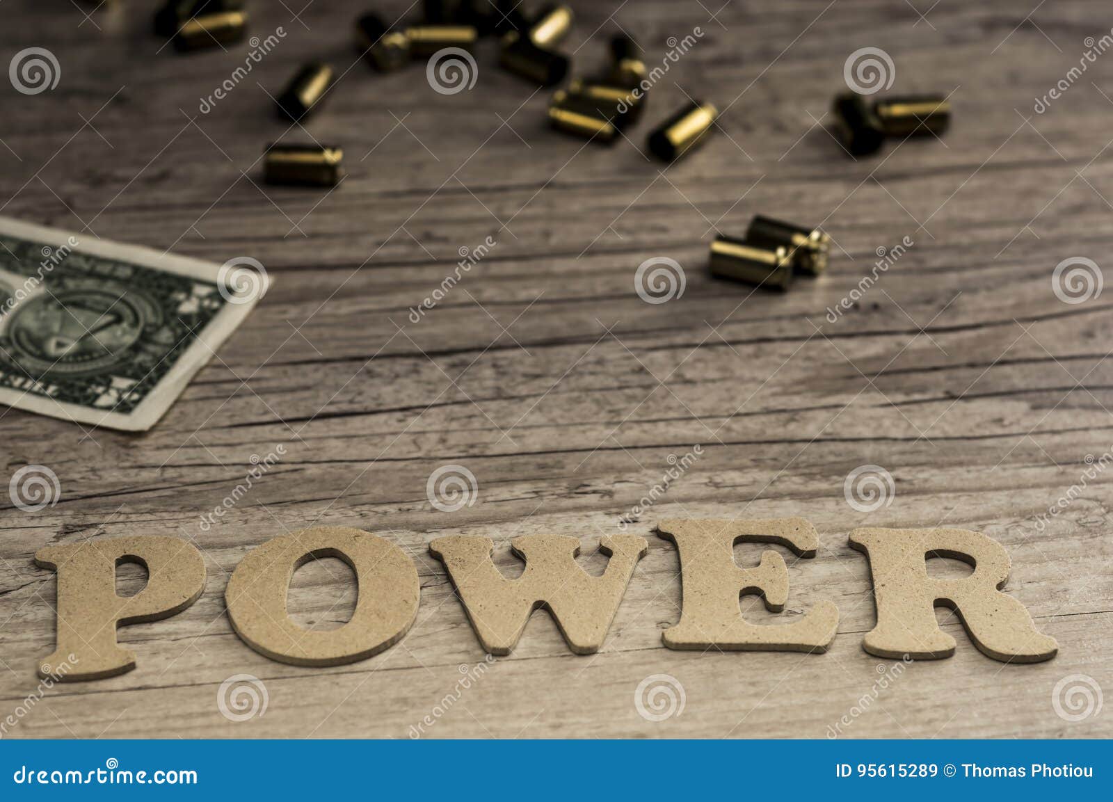 Concepto Del Poder De La Palabra Con Las Letras De Madera Imagen de ...