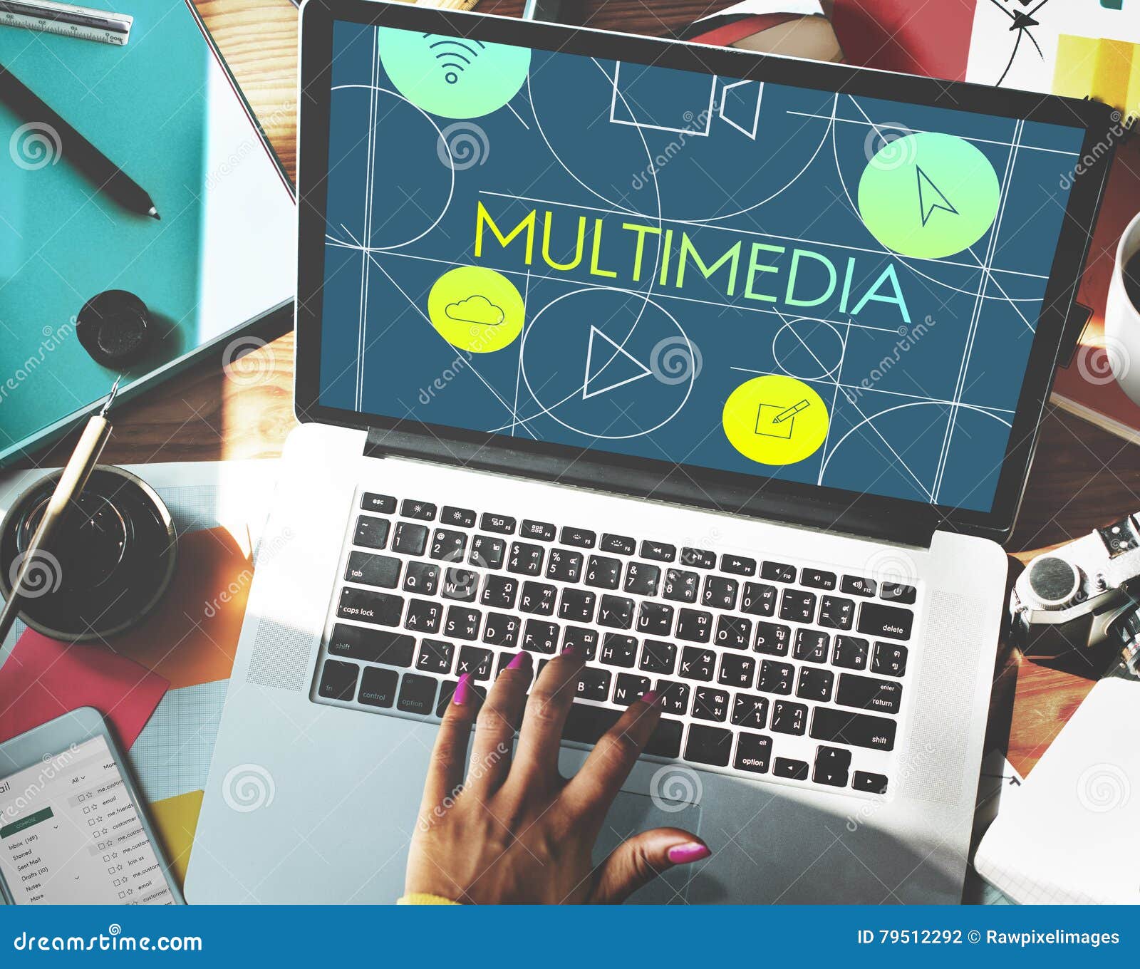 Concepto Social De Internet De Las Multimedias Medios Foto de archivo ...