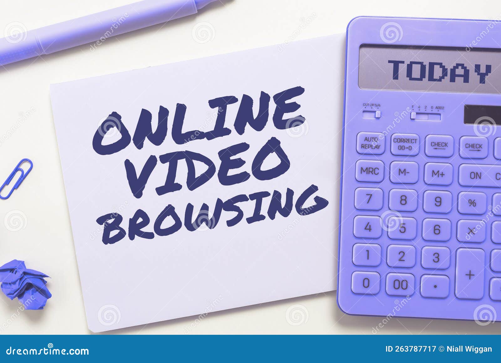 Conceptual Display Online Video Browsing. Internet Concept Interactive Process of Skimming ...