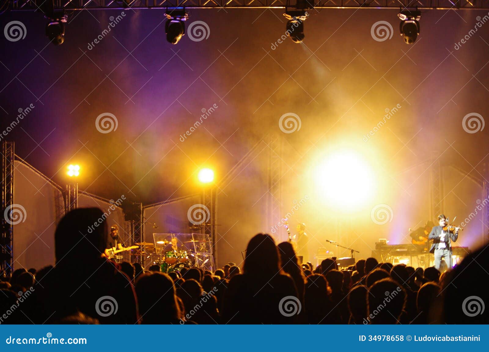 Concert audience editorial stock photo. Image of concert - 34978658