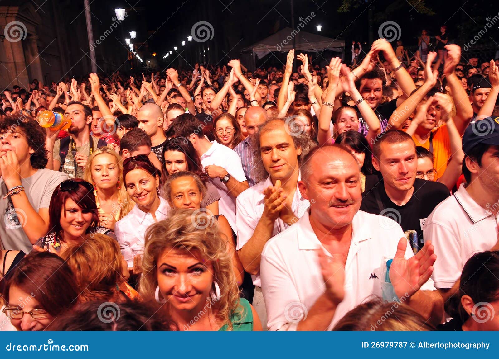Concert crowd editorial photography. Image of nightlife - 26979787