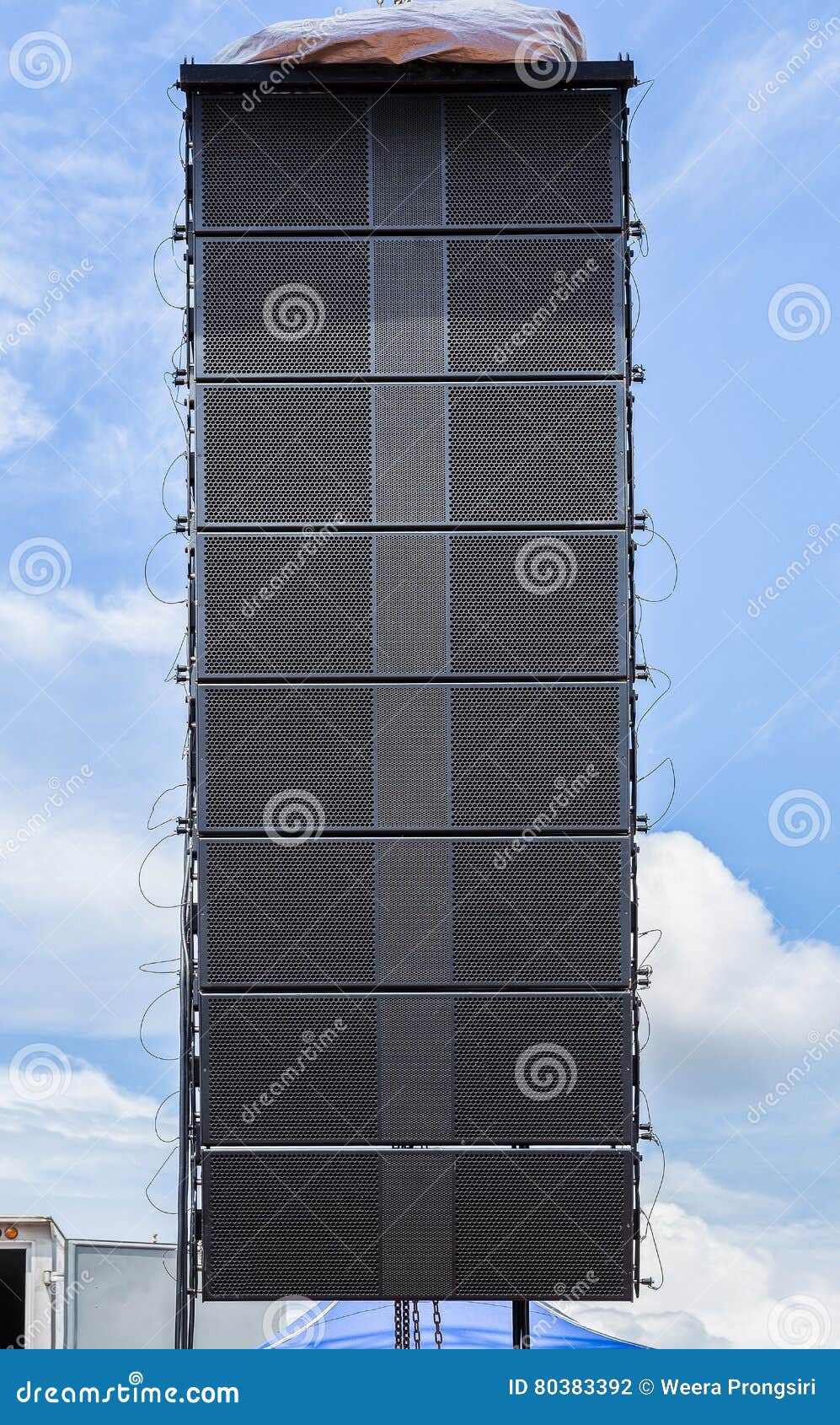 Concert Line Array Loudspeakers Stock Photo - Image of automobile ...
