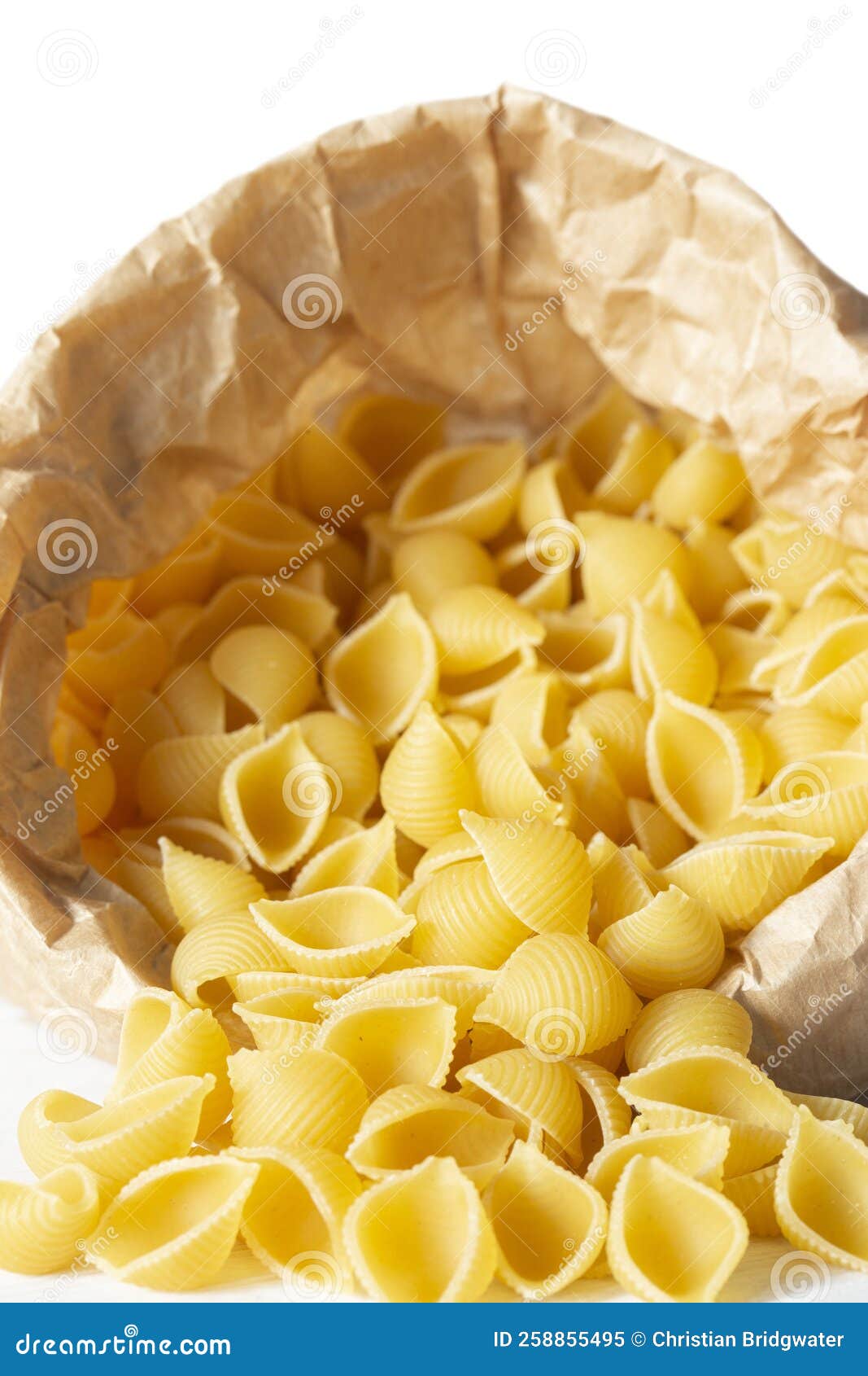 Conchiglie Pasta Shells in a Brown Paper Bag. Eco-friendly Recycling ...