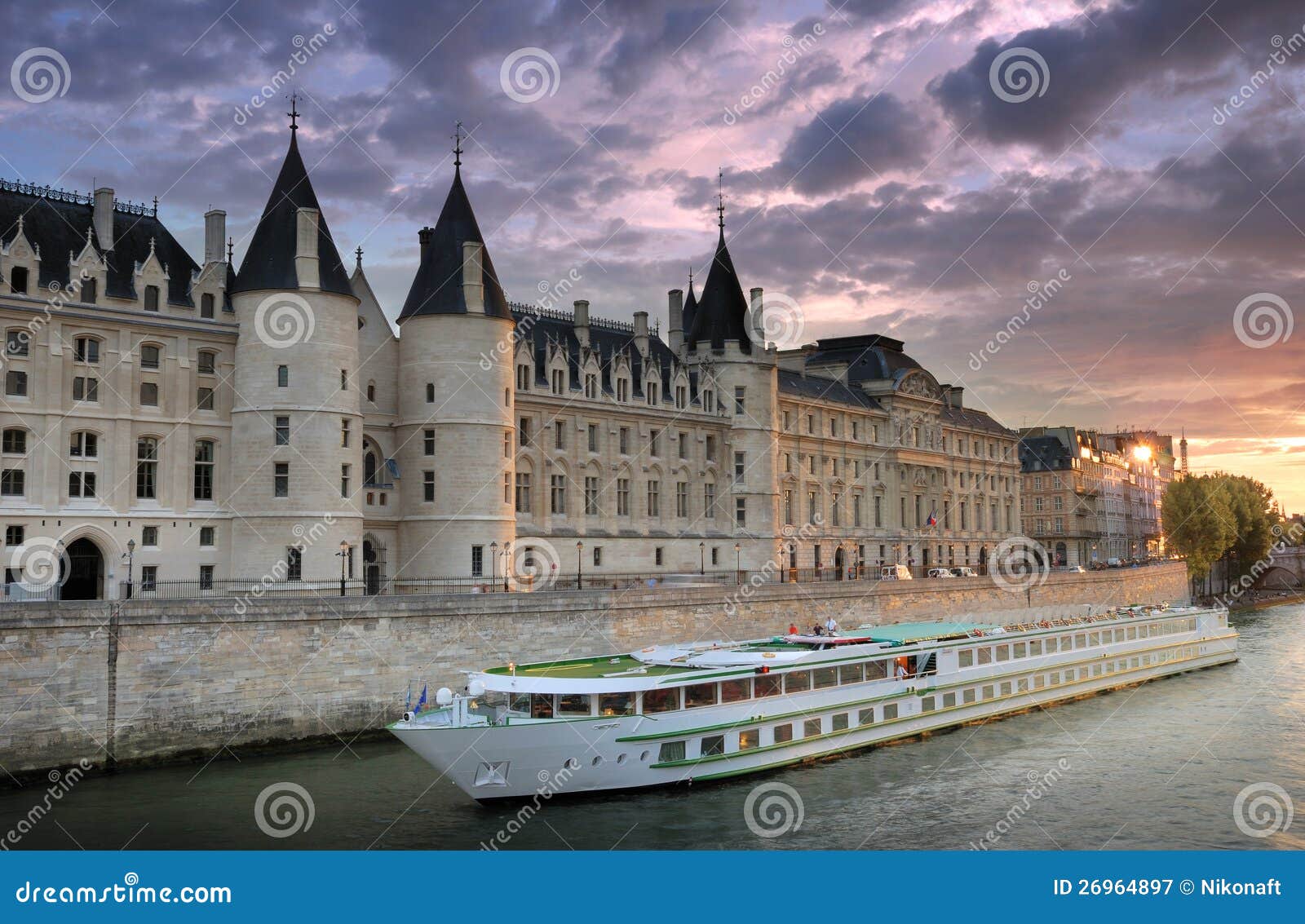 Conciergerie. stock image. Image of attraction, landmark - 26964897