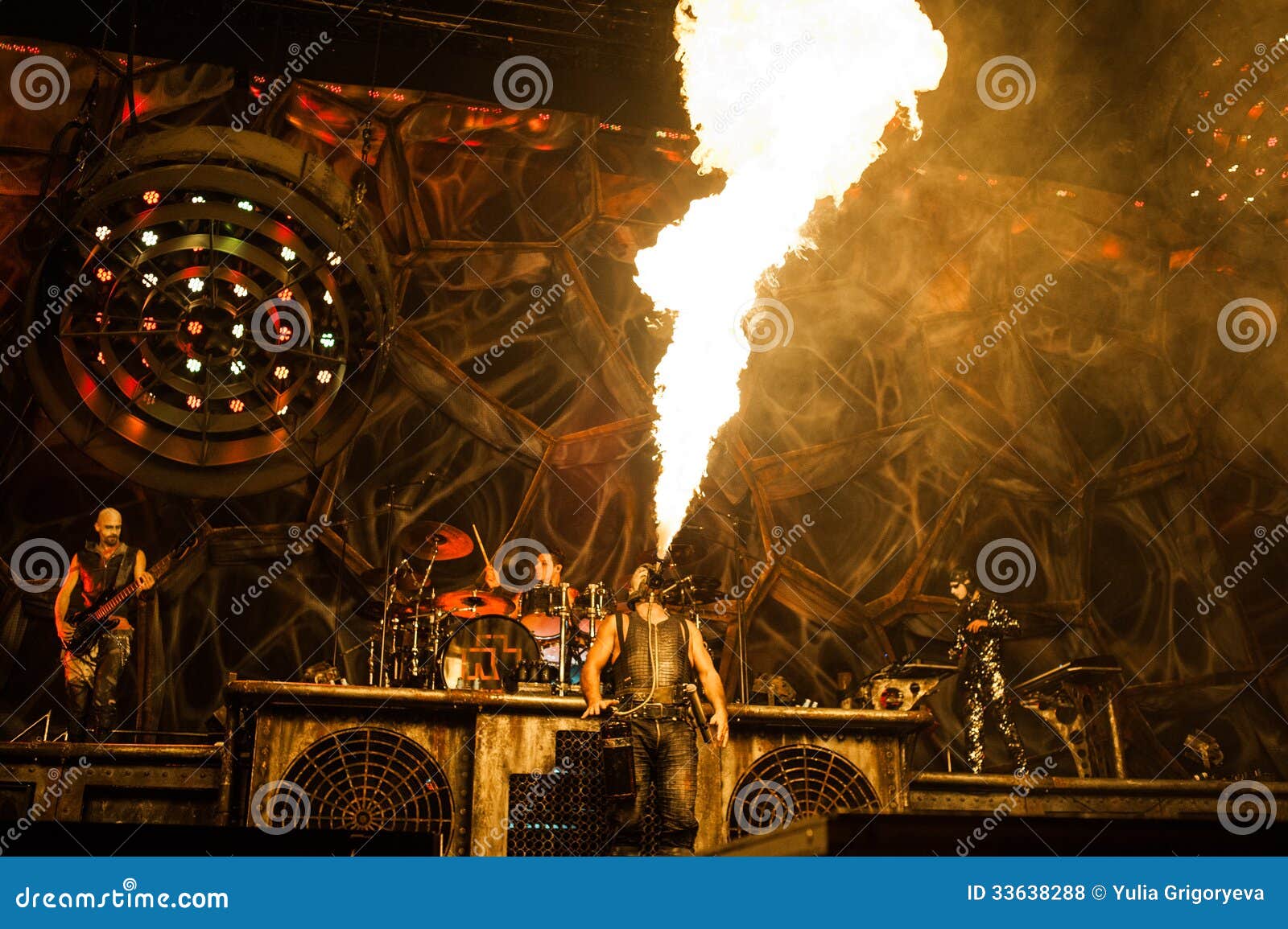 Concierto de Rammstein foto de archivo editorial. Imagen de alternativa ...