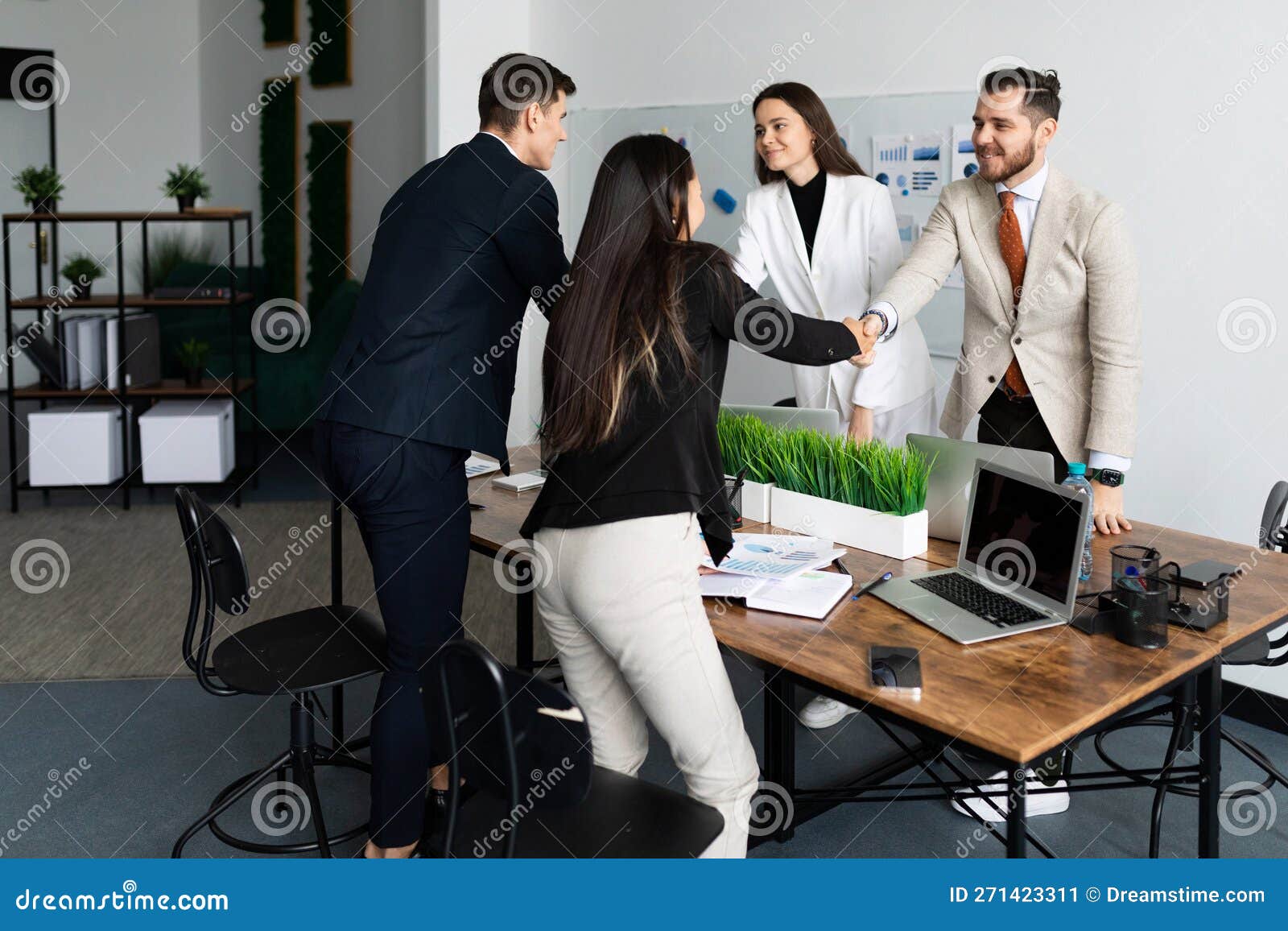 Conclusion of an Agreement between Office Workers with the Conclusion ...