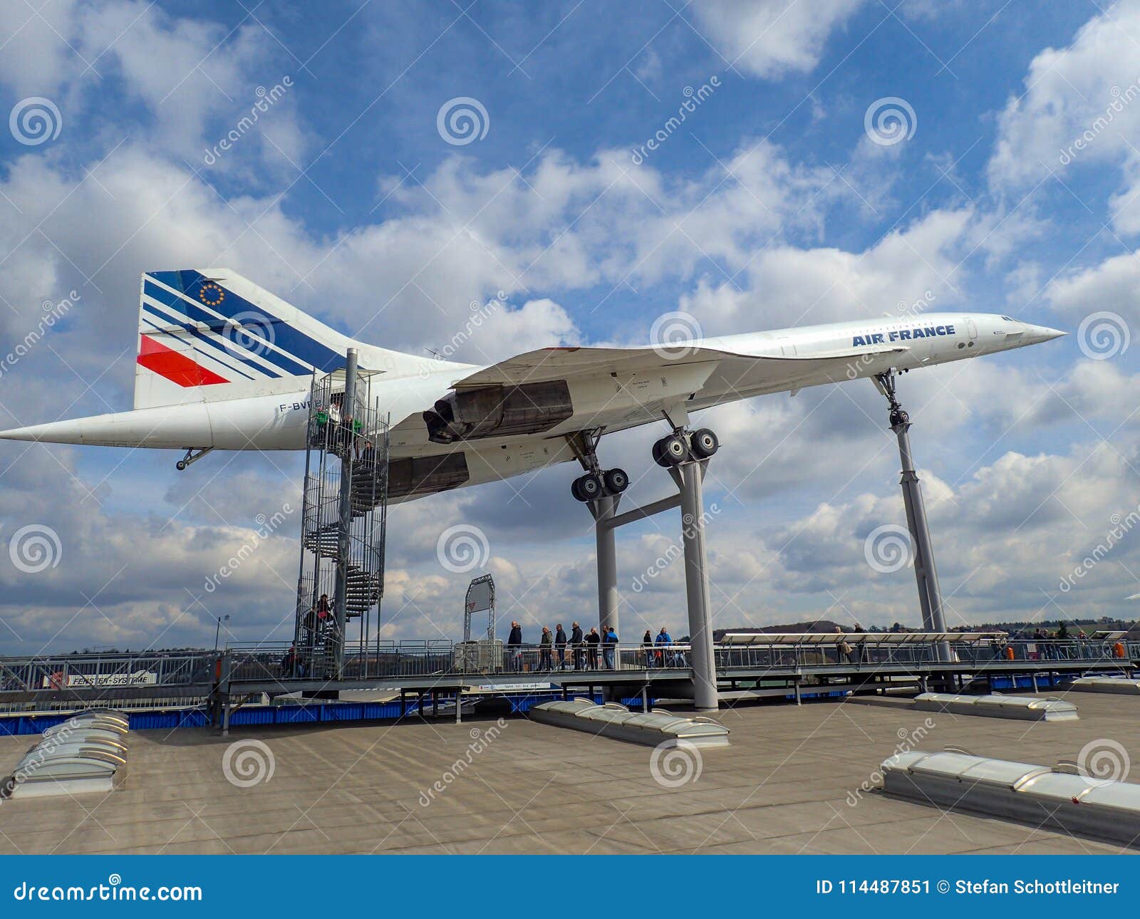 The concorde at a museum editorial photo. Image of airfield - 114487851