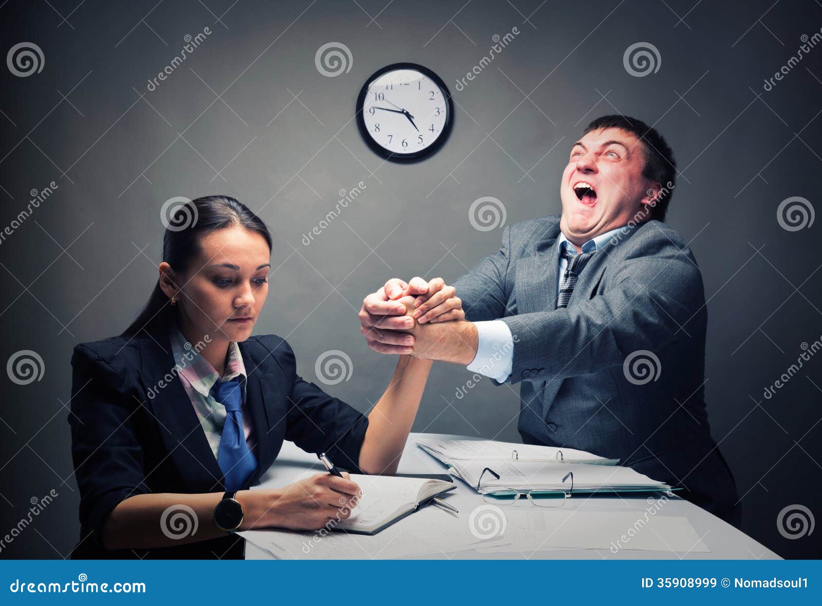 Concorrenza immagine stock. Immagine di disperazione - 35908999