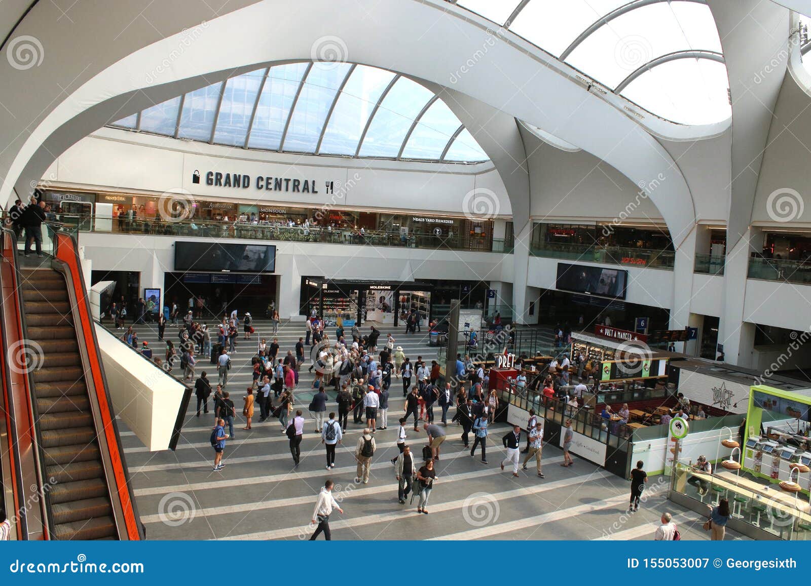 Concourse, Grand Central, Birmingham, England Editorial Photography ...