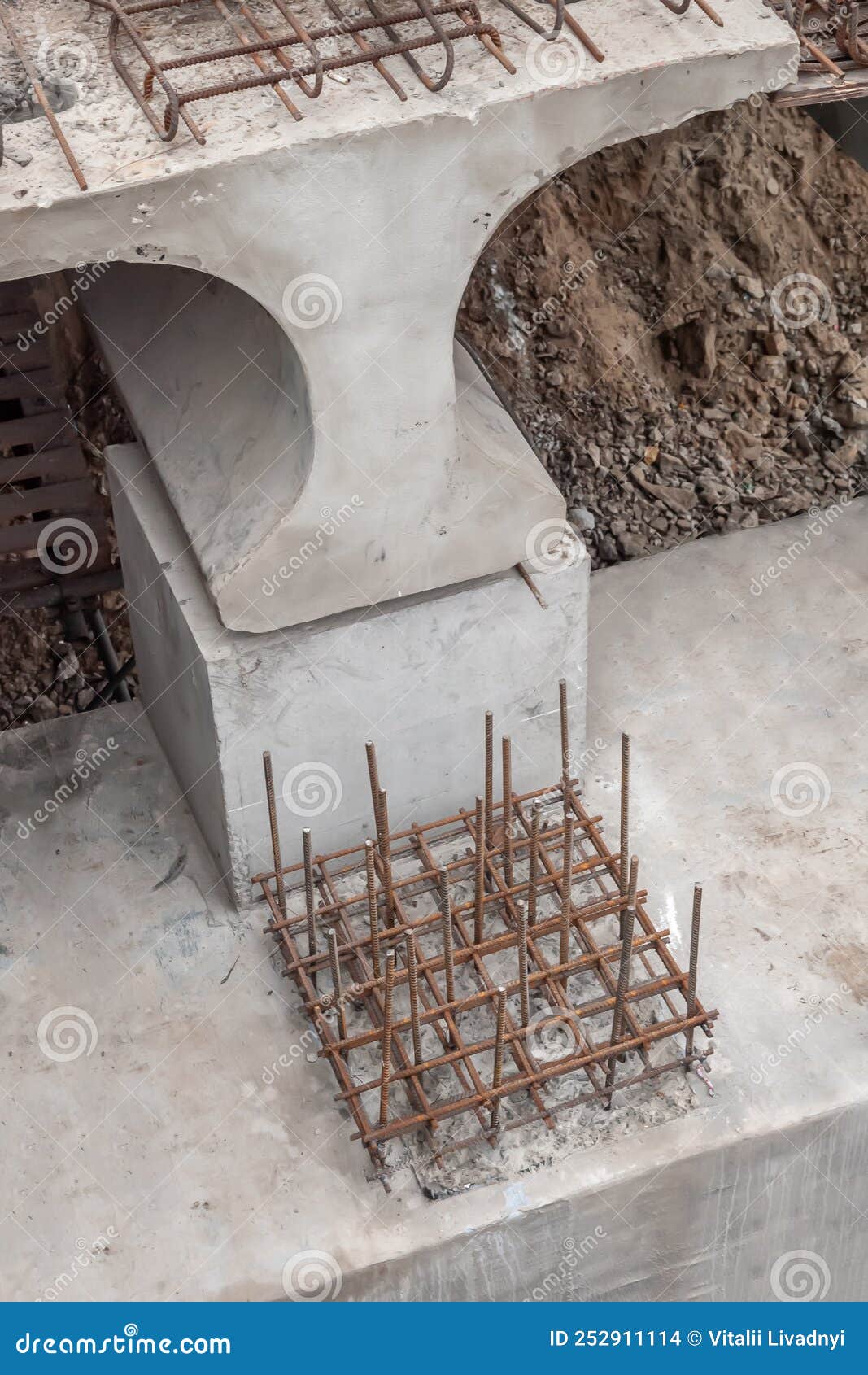 Concrete Beam on the Construction Stock Photo - Image of span ...