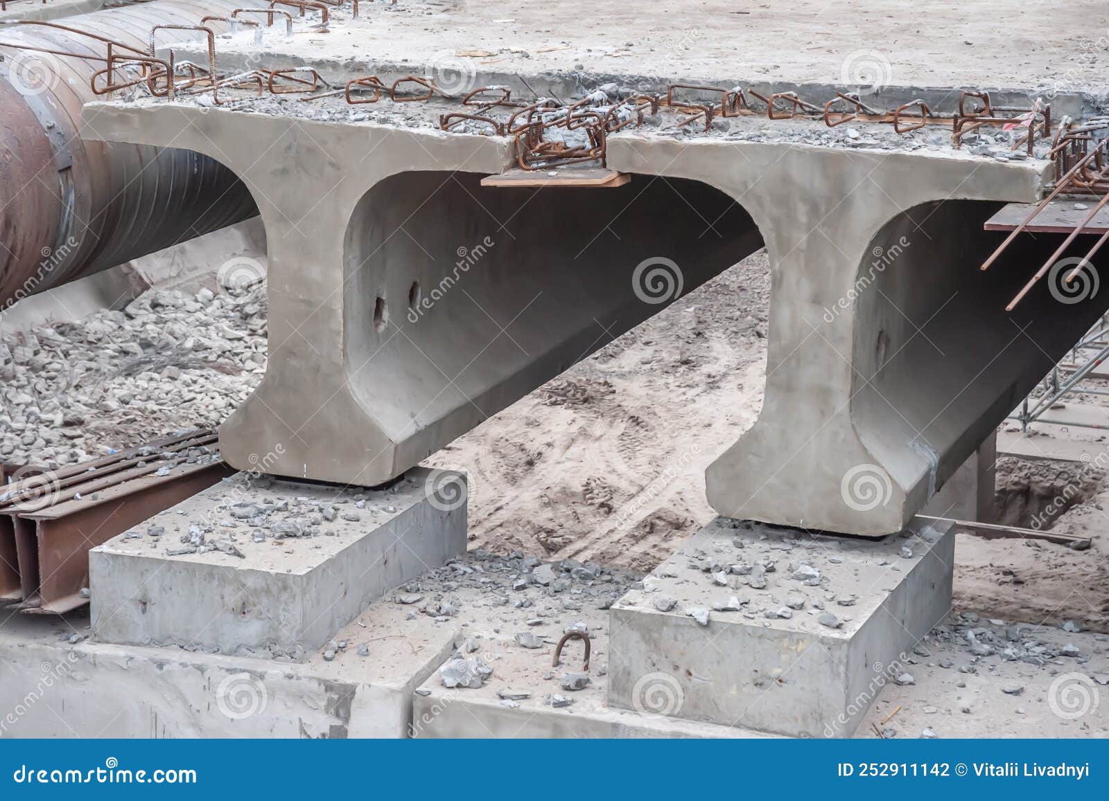 Concrete Beams on the Construction Stock Photo - Image of frame ...