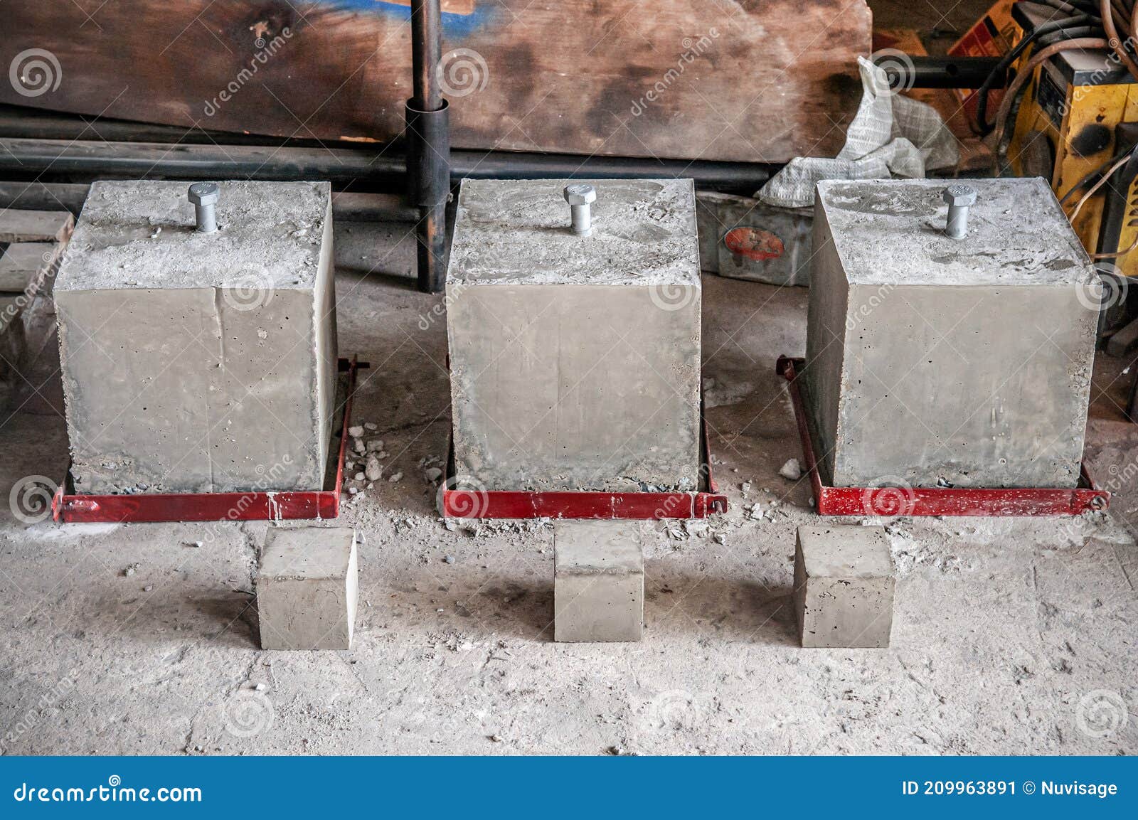 Concrete Block Cubes with Steel Bolts for Concrete Strength Testing ...