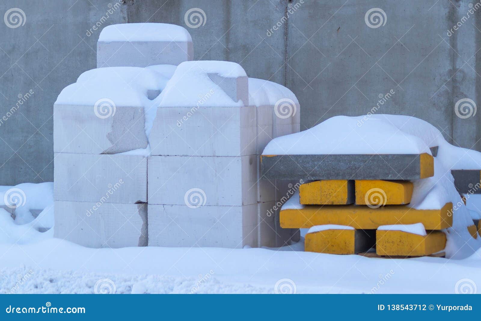 Pallets with Bricks in the Store. Racks of Brick Stock Photo - Image of ...