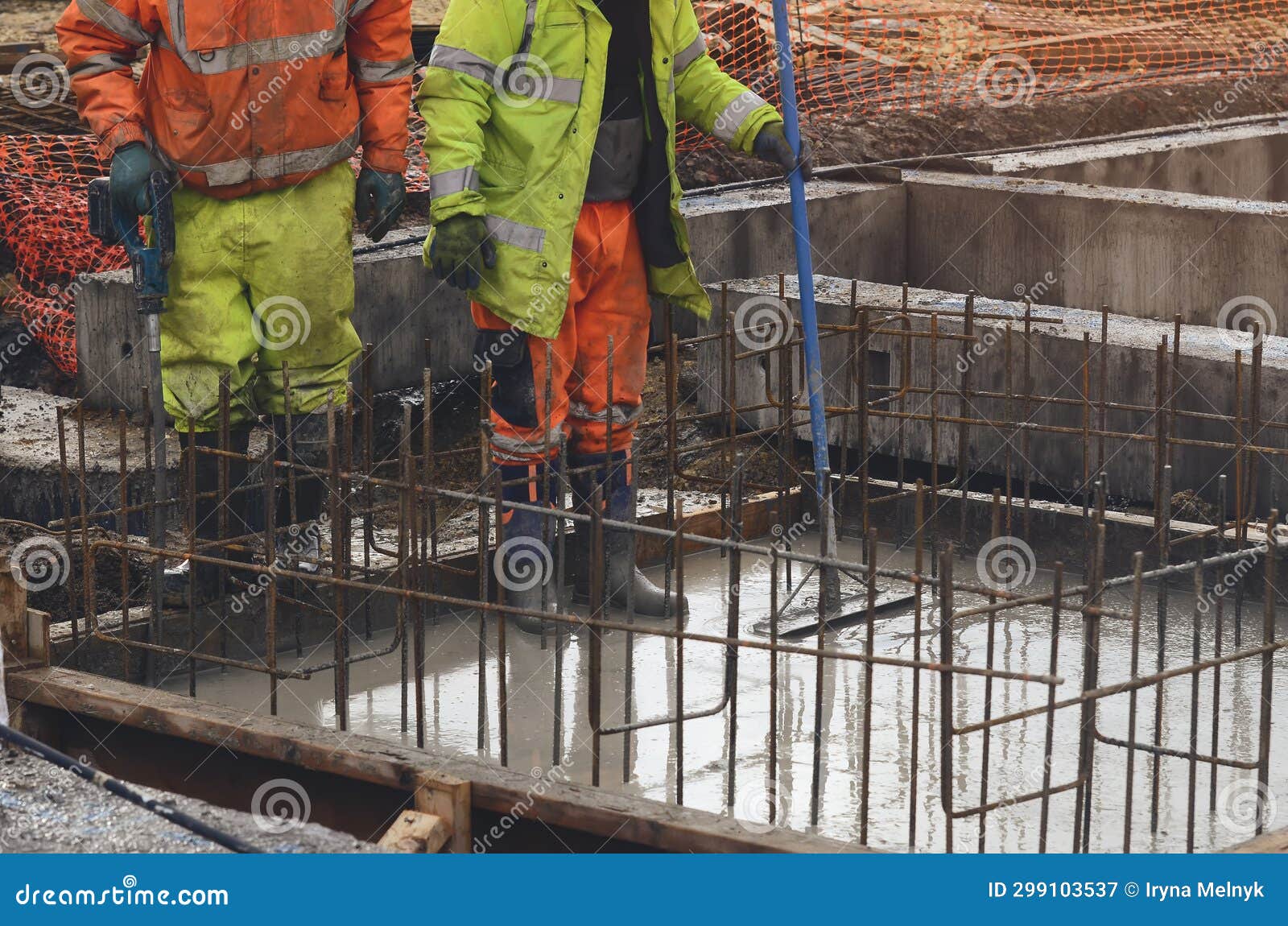 Concrete Cast-in-place Work. Builder Level Wet Concrete. Concrete Works ...