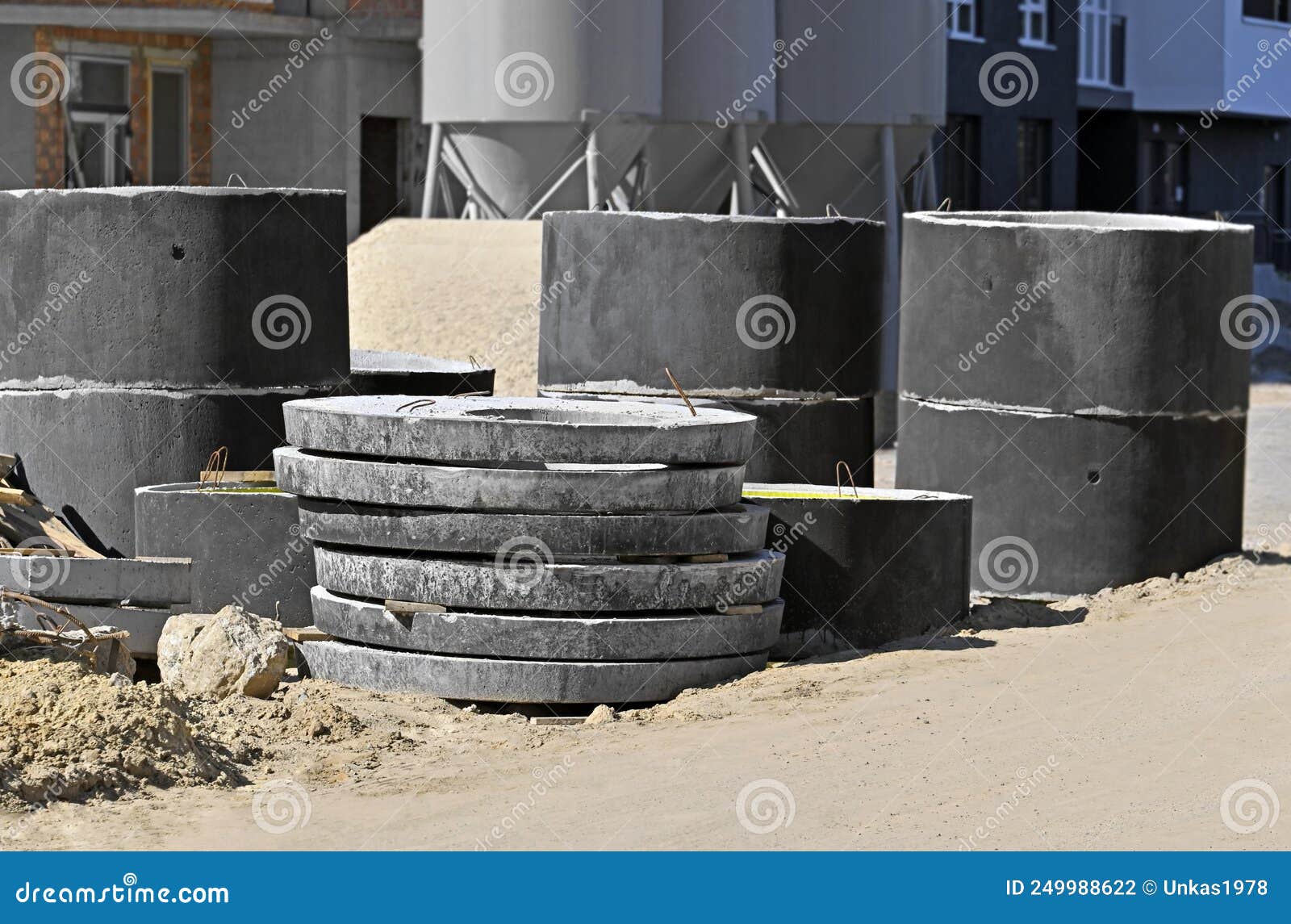 Concrete circle pit stock photo. Image of gray, object - 249988622