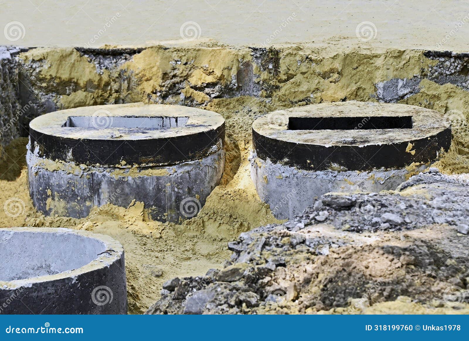 Concrete circle pit stock photo. Image of circle, manhole - 318199760