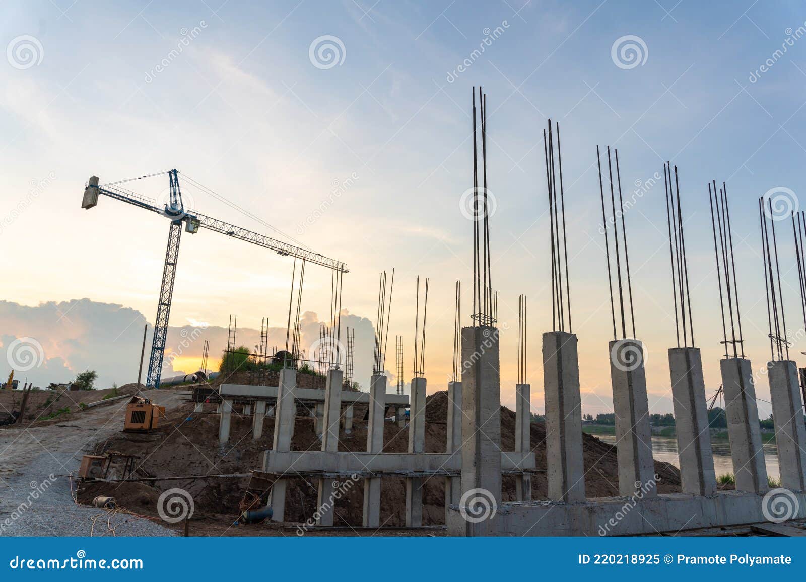 Concrete Column Structure Of The Retaining Wall And Construction Crane ...