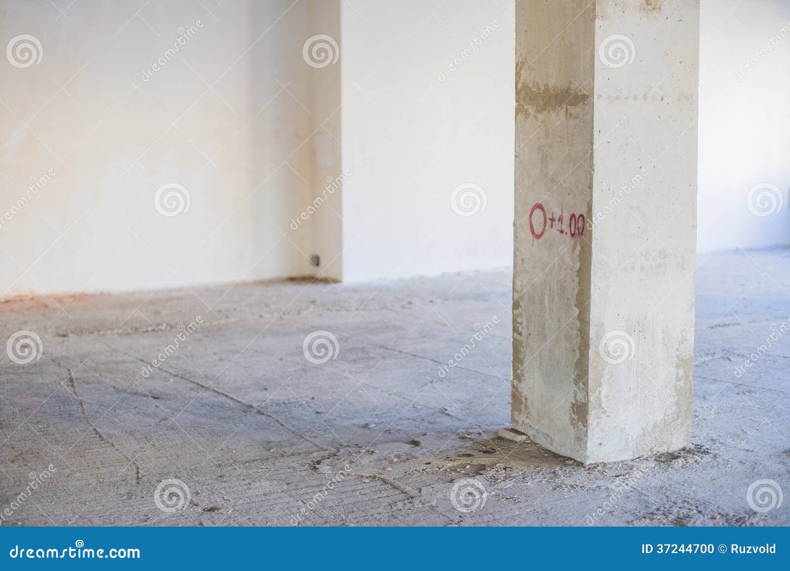 Concrete Column in Unfinished Interior Under Construction Stock Photo ...
