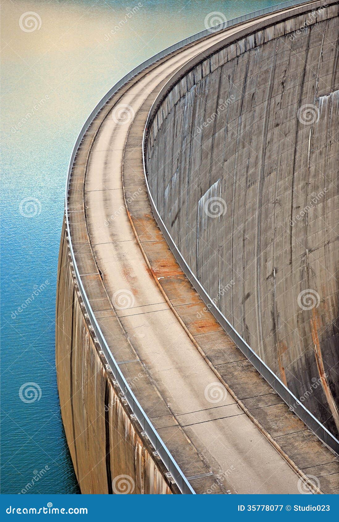 Concrete dam stock image. Image of energy, power, construction - 35778077