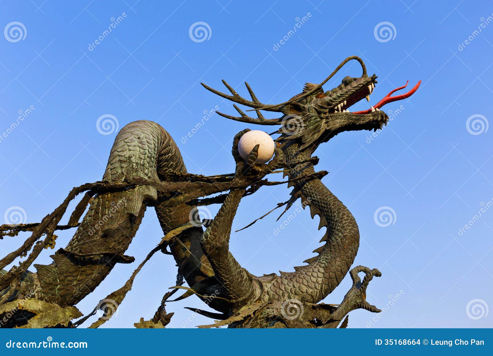 Concrete dragon statue stock photo. Image of asian, ornament - 35168664