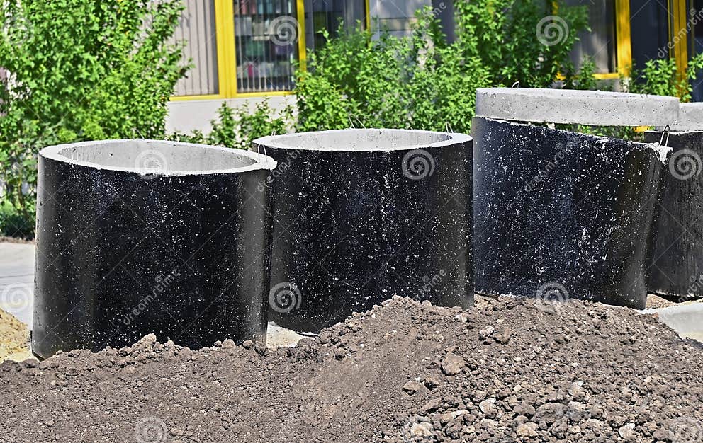 Concrete circle pit stock photo. Image of culvert, pipe - 318199720