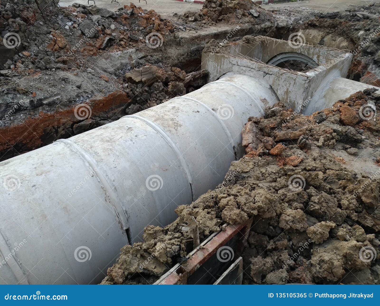 Concrete drainage pipes stock image. Image of pipes - 135105365