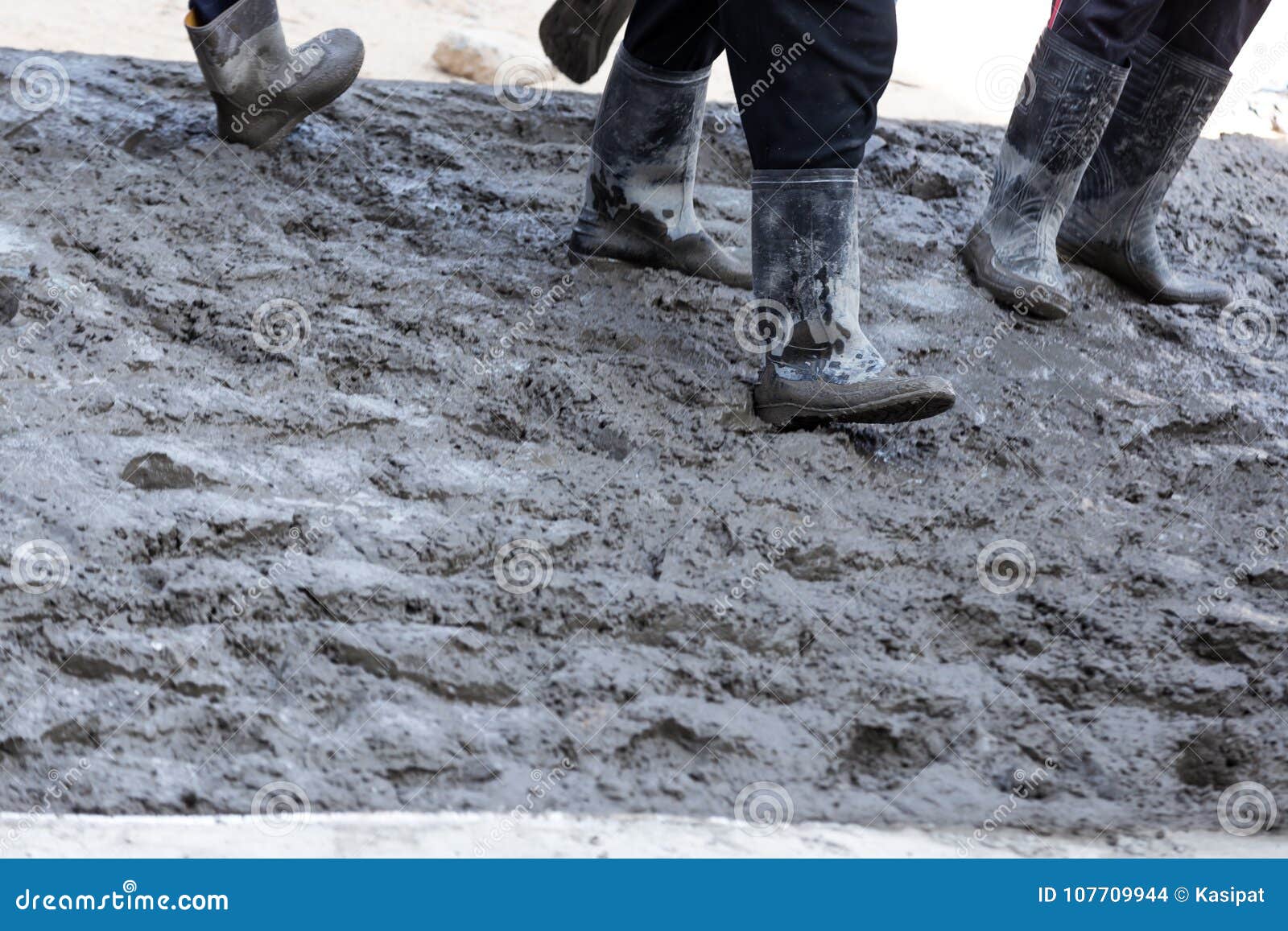 Concrete mix on road stock photo. Image of road, mason - 107709944