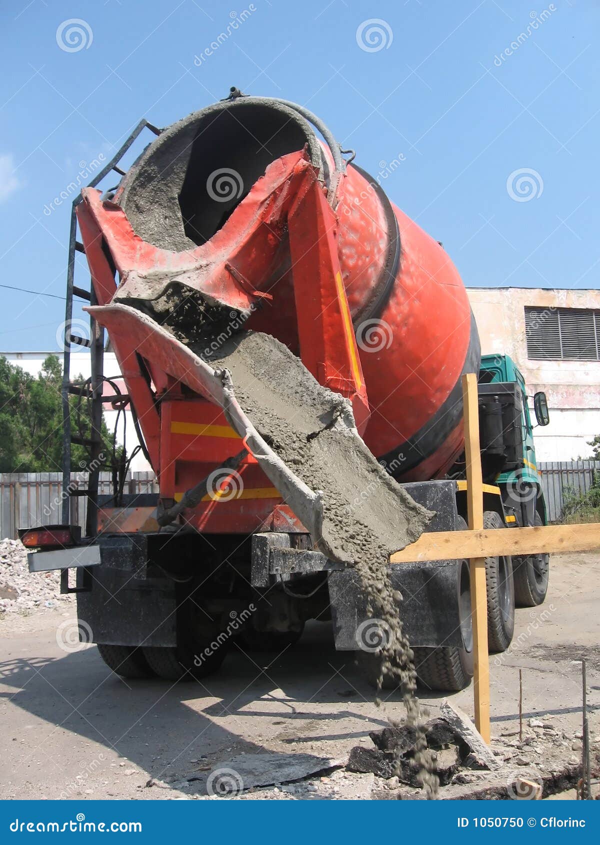 Concrete Mixer Stock Photo | CartoonDealer.com #15564318