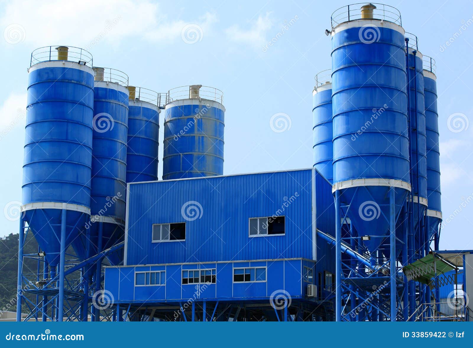 Concrete mixing plants stock photo. Image of mixing, modern - 33859422