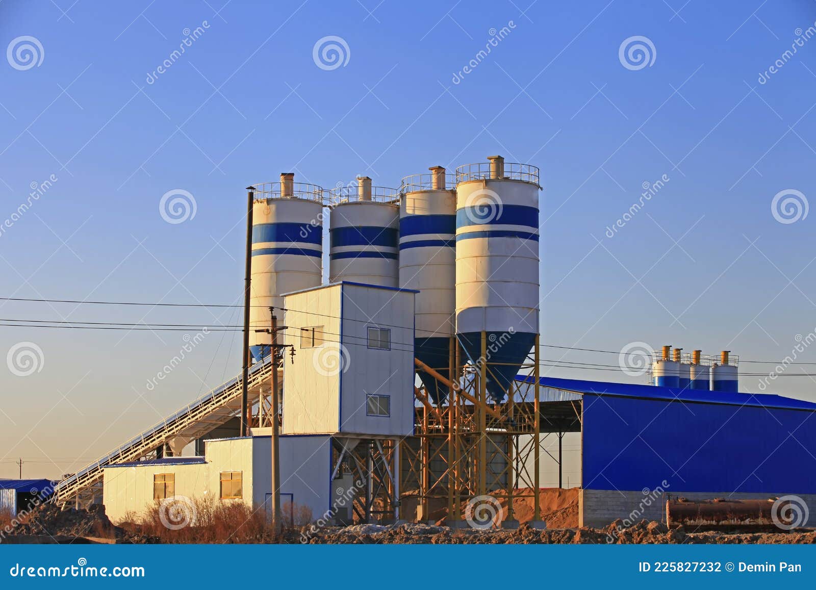 Concrete Mixing Silo, Site Construction Facilities Stock Photo - Image ...