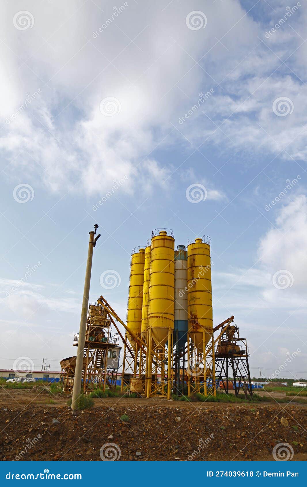 Concrete Mixing Silo, Site Construction Facilities Stock Photo - Image ...