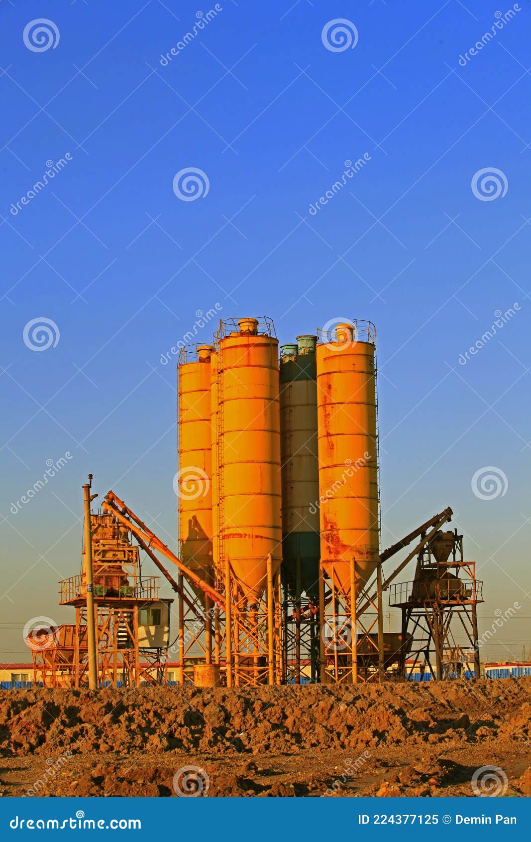 Concrete Mixing Silo, Site Construction Facilities Stock Image - Image ...