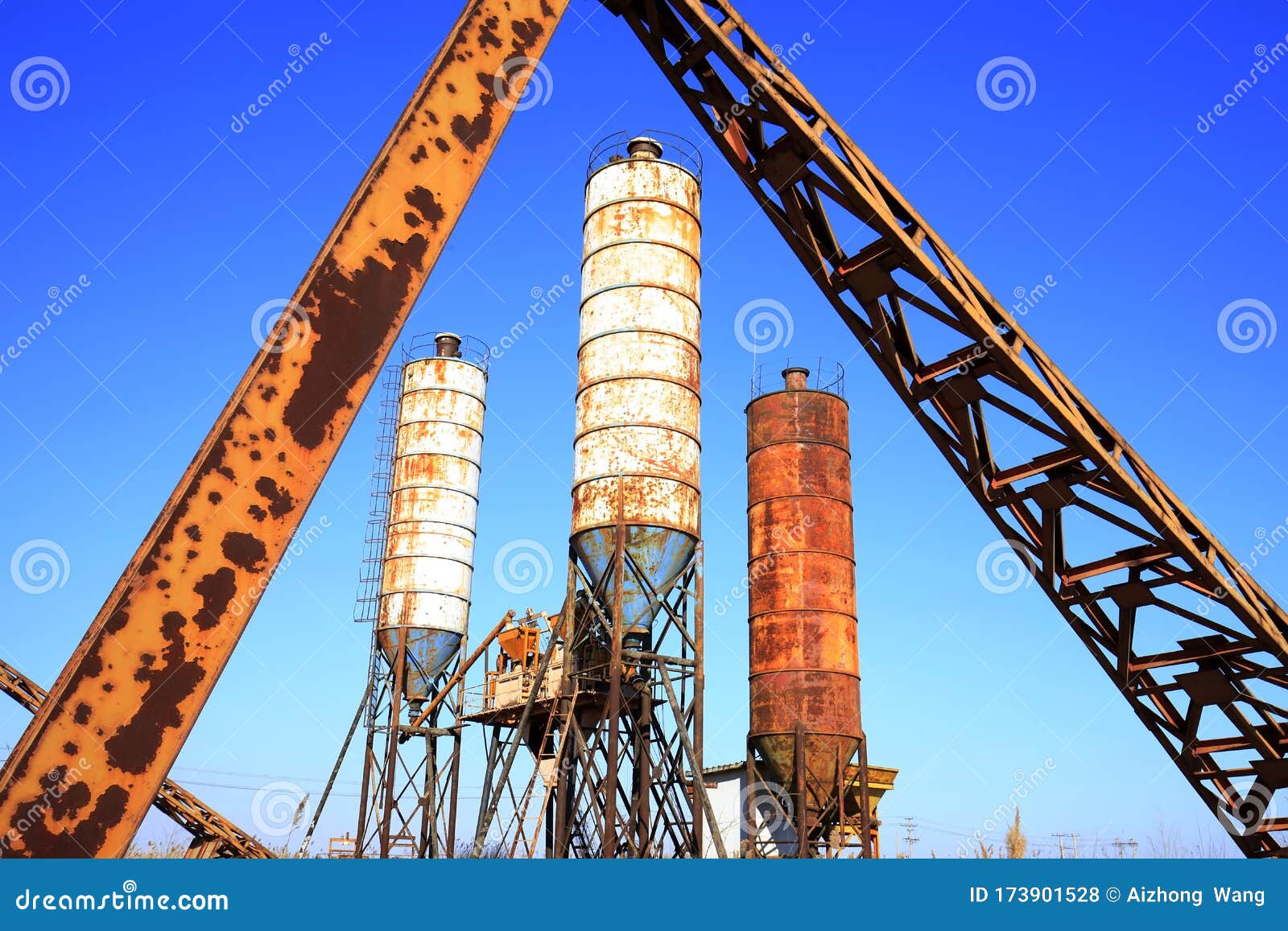 Concrete mixing tower stock photo. Image of heavy, station - 173901528