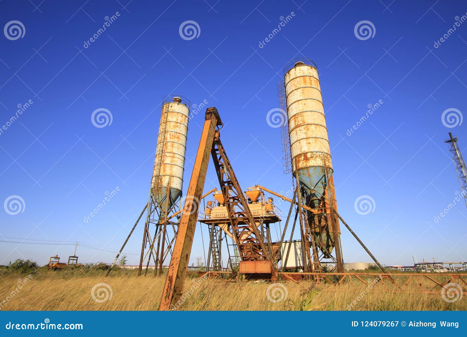Concrete mixing tower. stock image. Image of mixing - 124079267