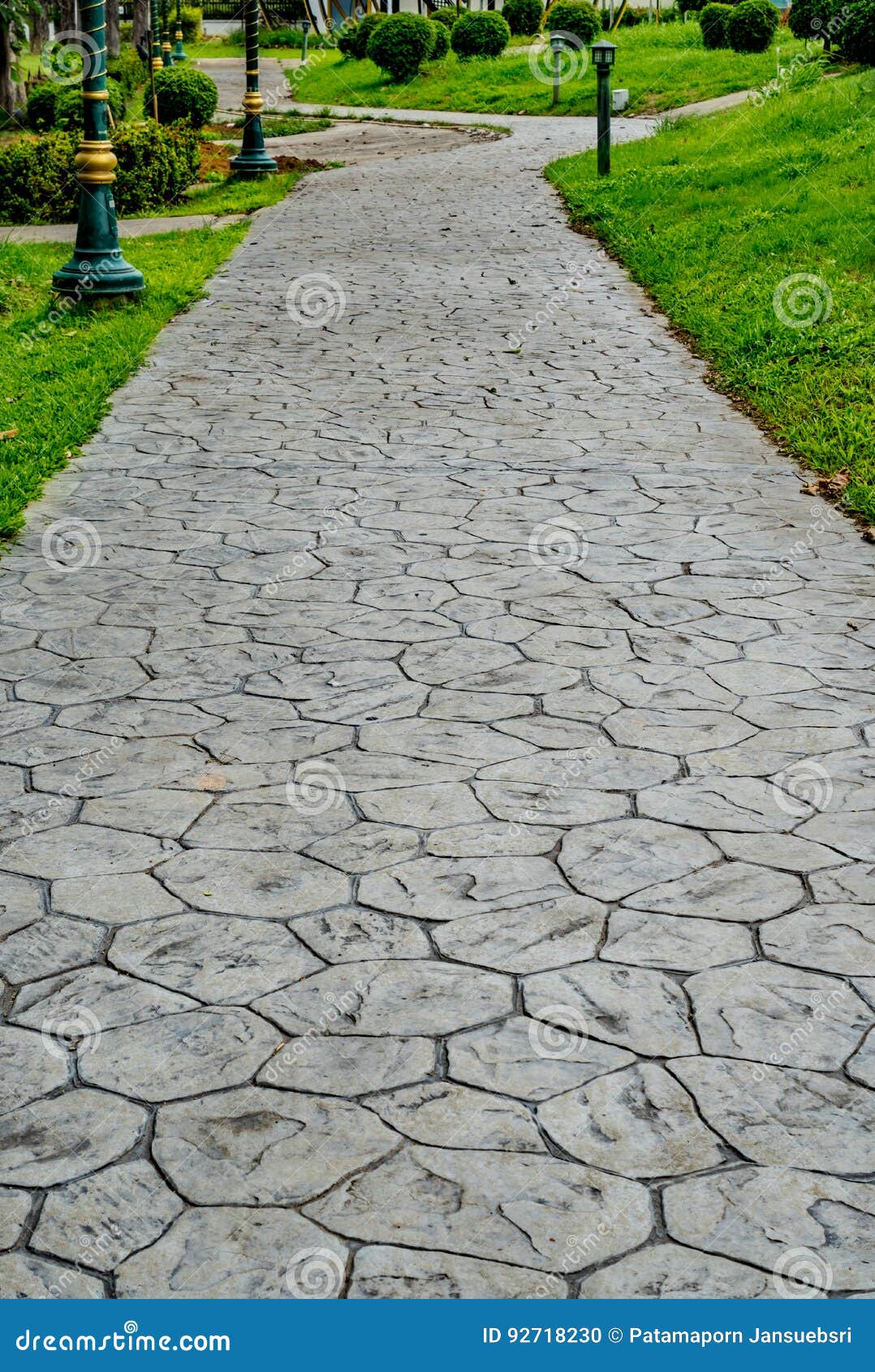 Old Concrete Pathway Stock Photo | CartoonDealer.com #52649376