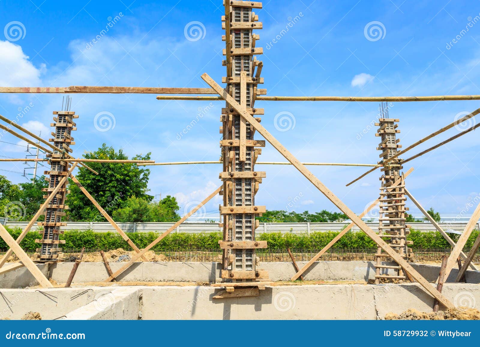 Concrete Pillar Mold for House Construction Stock Photo - Image of ...