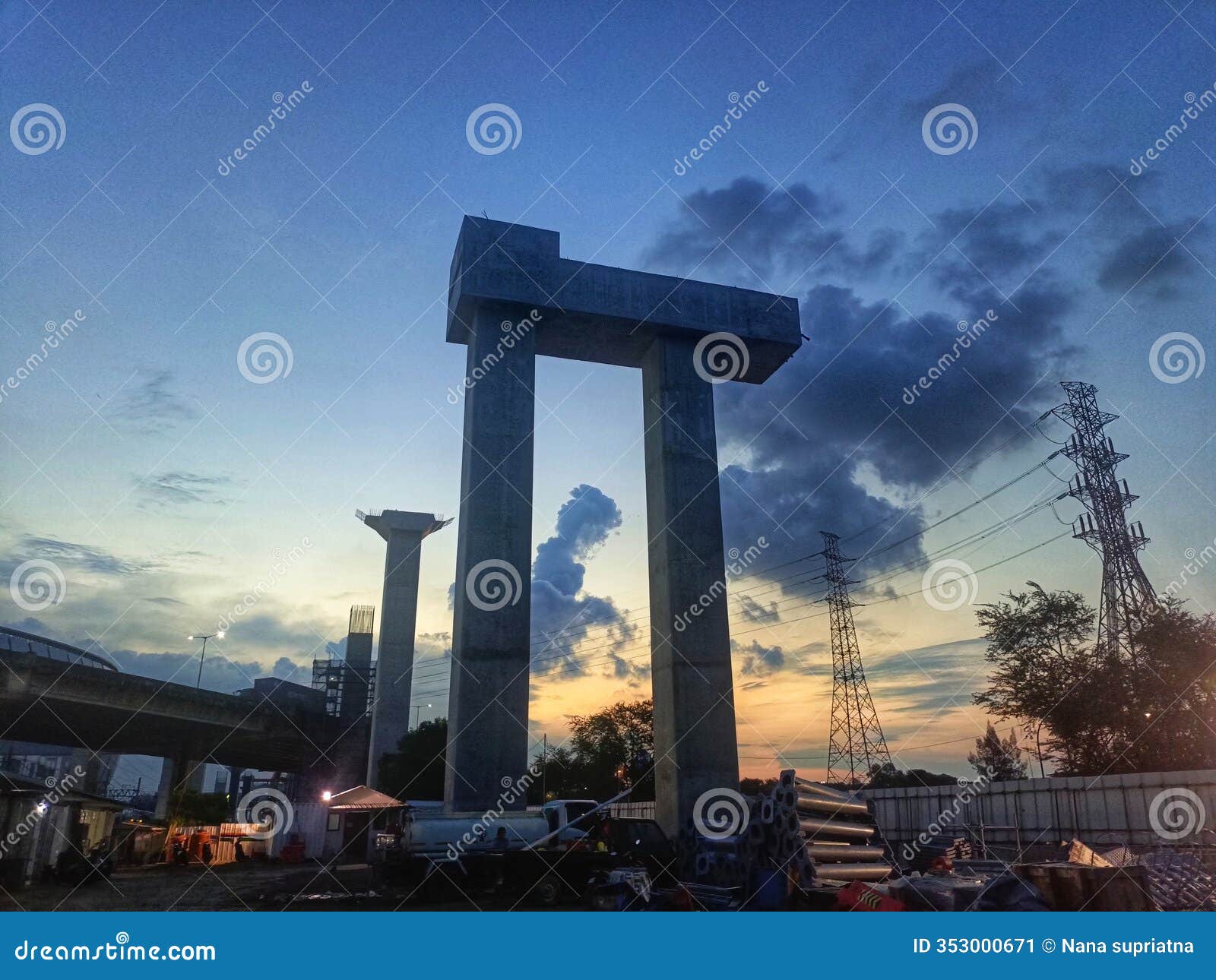 Concrete Pillars in the Flyover Construction Process Stock Image ...