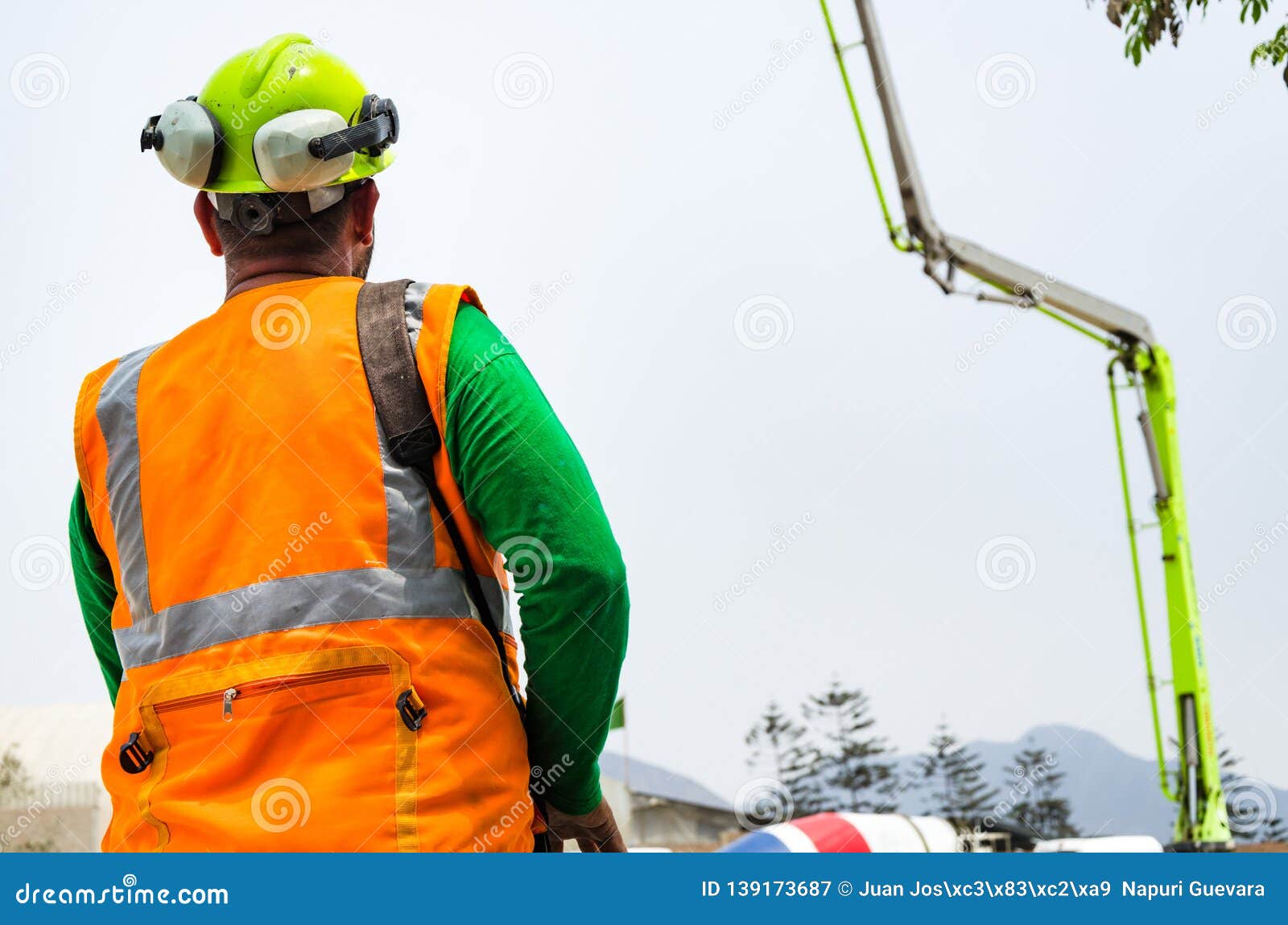 Concrete Pump Operator with Remote Control for Boom Pump Truck at ...