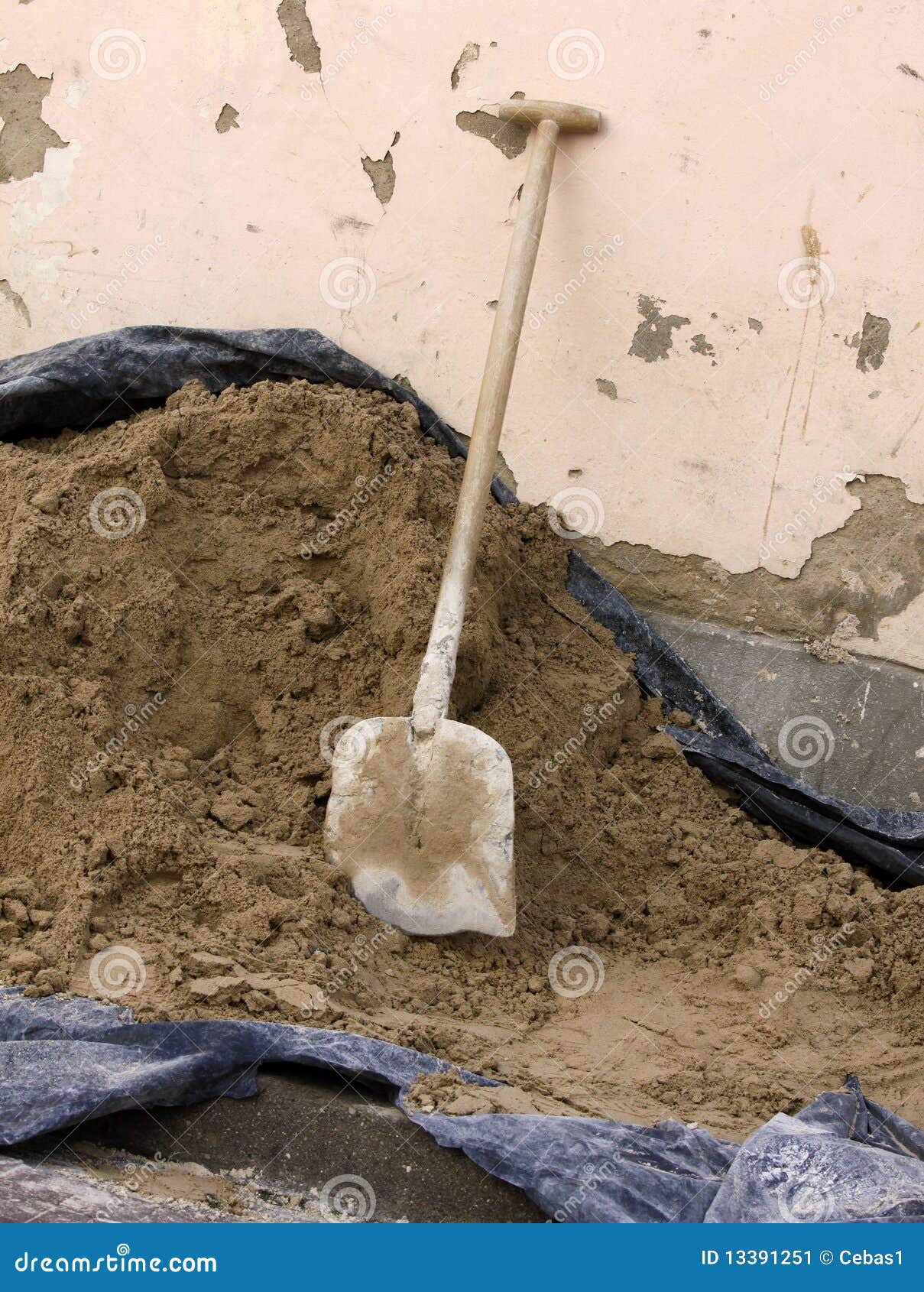Concrete shovel stock image. Image of object, sand, material - 13391251