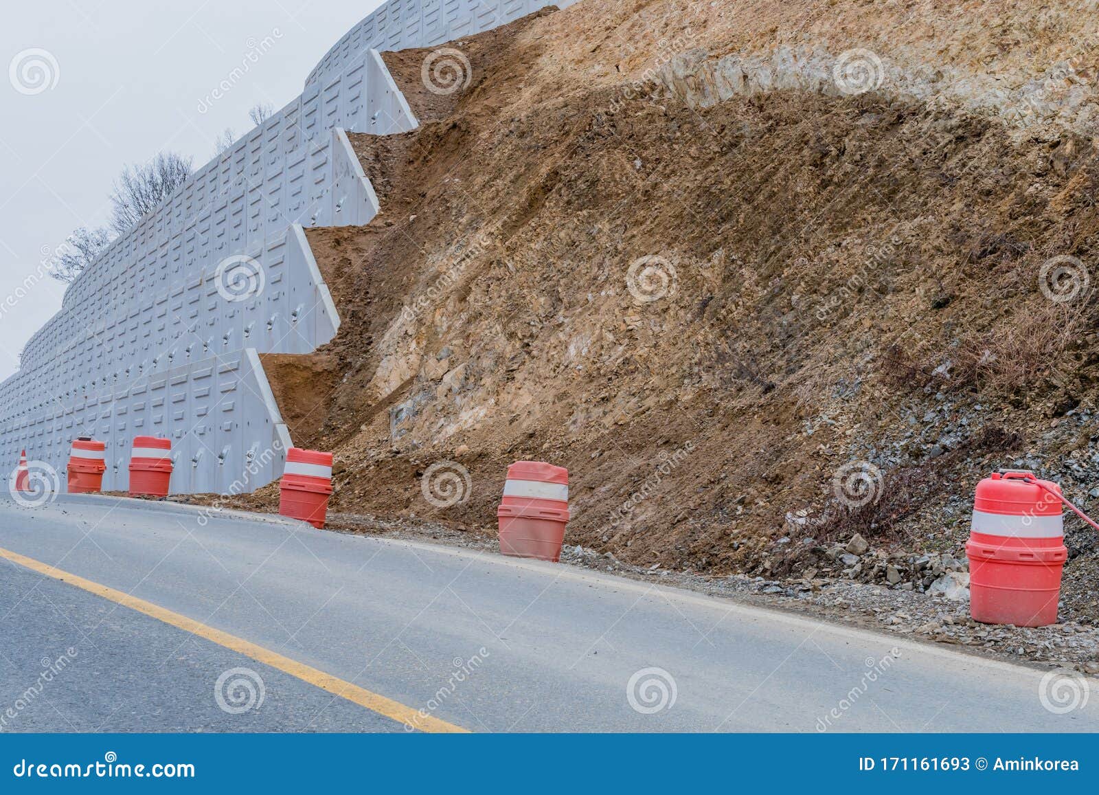 Concrete wall on hillside stock image. Image of korea - 171161693