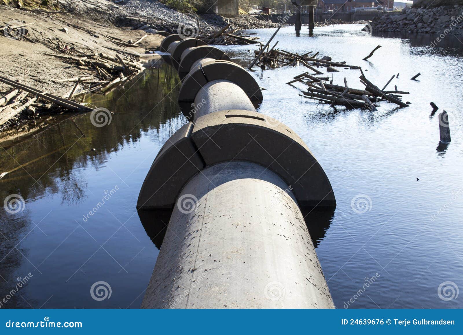 Concrete Water Pipes stock photo. Image of saugbrugs - 24639676