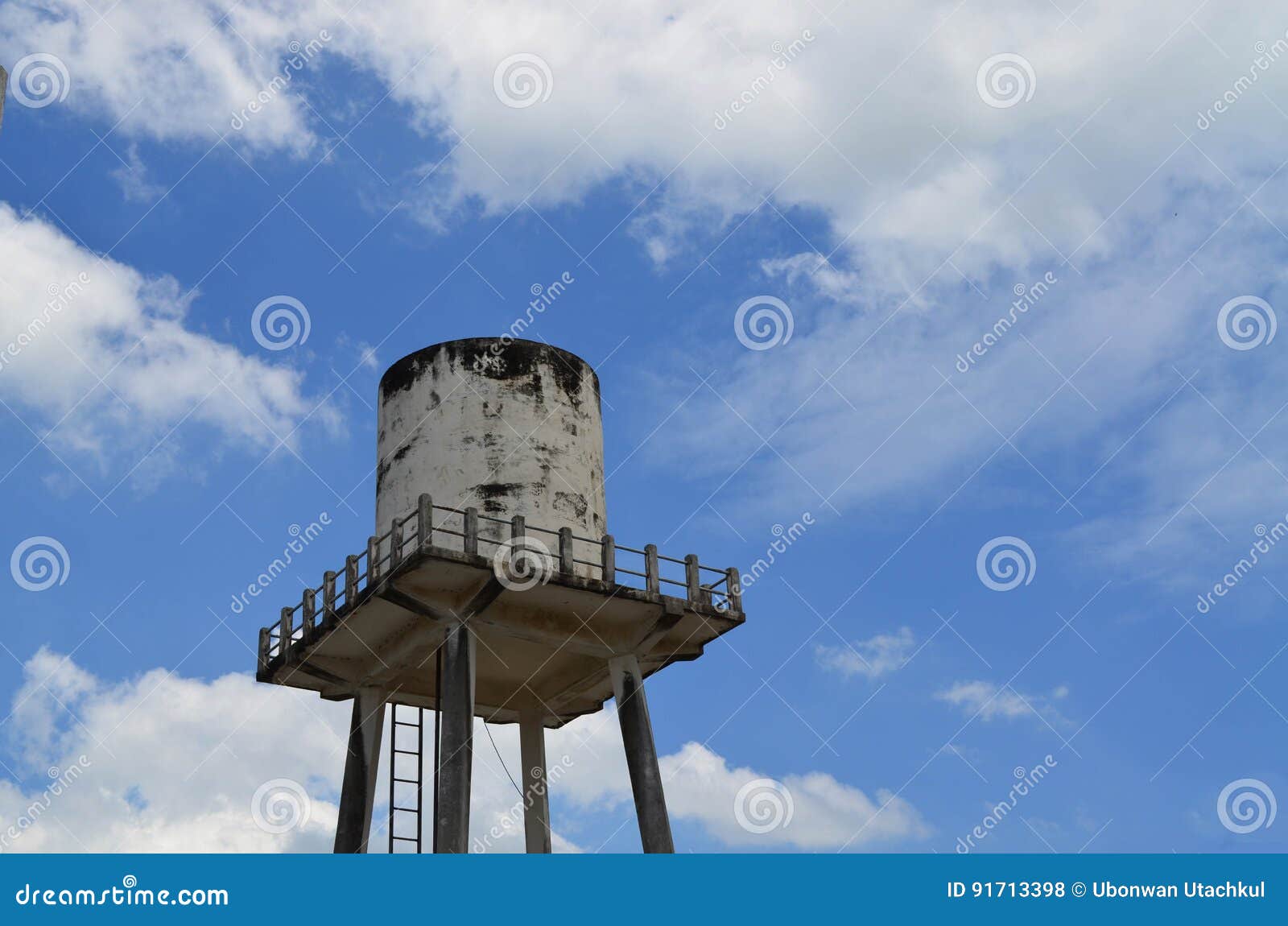 Concrete water tower tank stock photo. Image of reservoir - 91713398