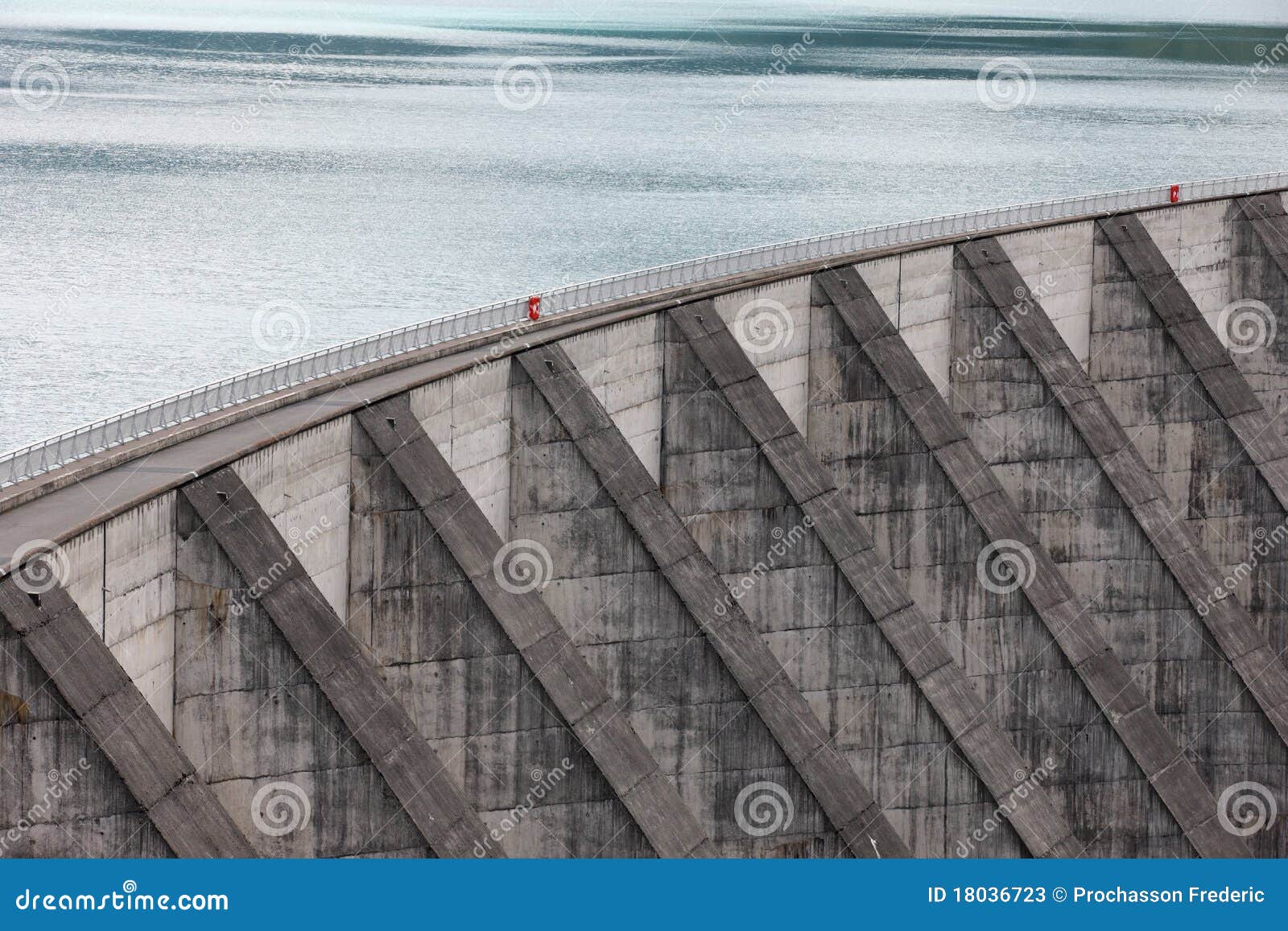 Concrete weir stock image. Image of panning, landscape - 18036723