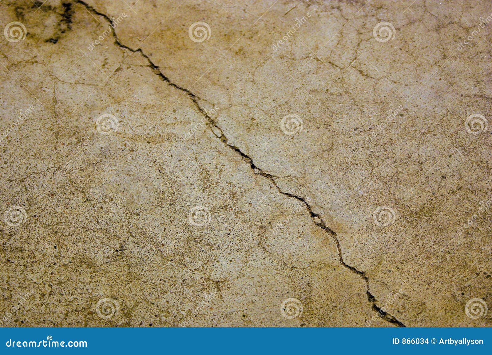 Concreto agrietado foto de archivo. Imagen de tensionado - 866034