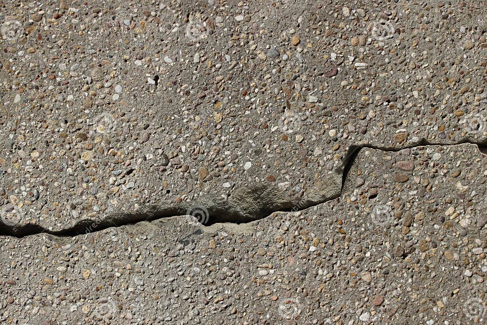 Concreto rachado foto de stock. Imagem de quebrado, deteriorado - 33552442